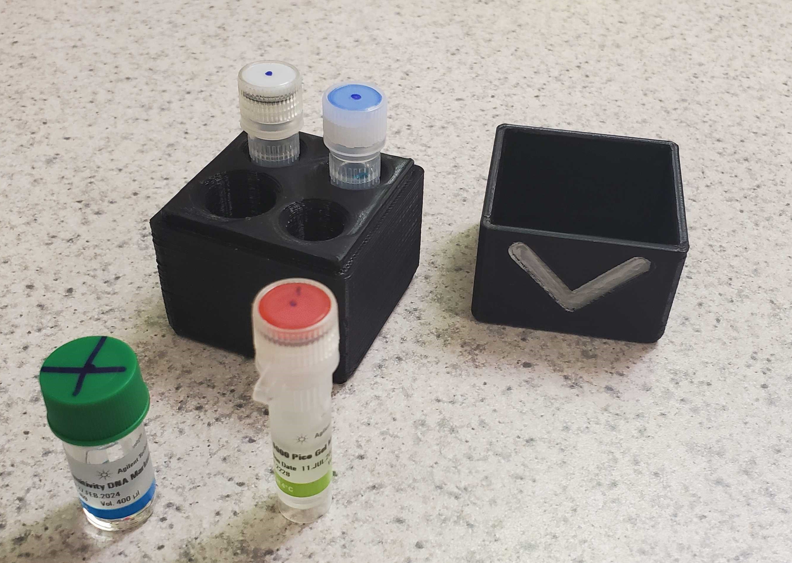 Agilent BioAnalyzer Reagent Black Box by Meximaker | Download free STL ...