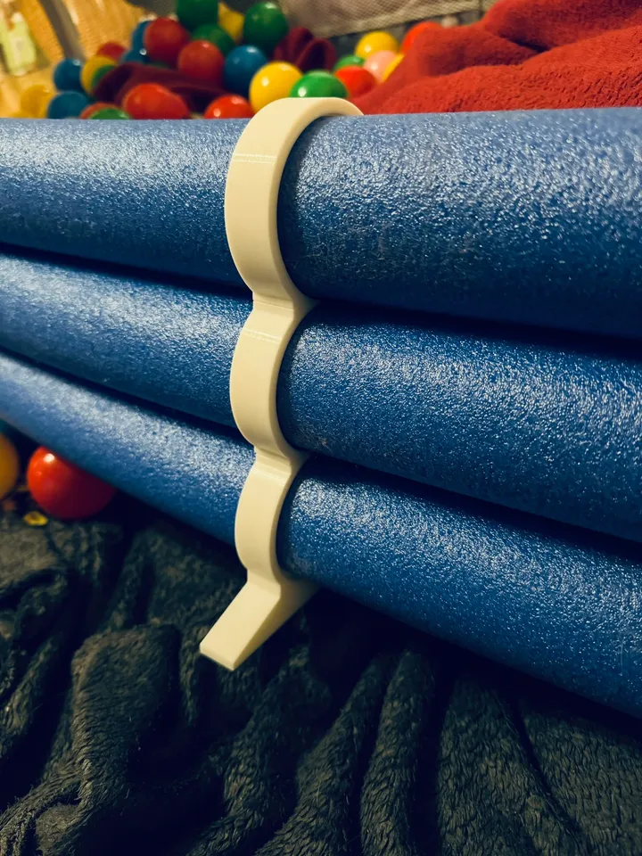 Vertical Pool Noodle Connector by Sir PrintALot | Download free STL ...