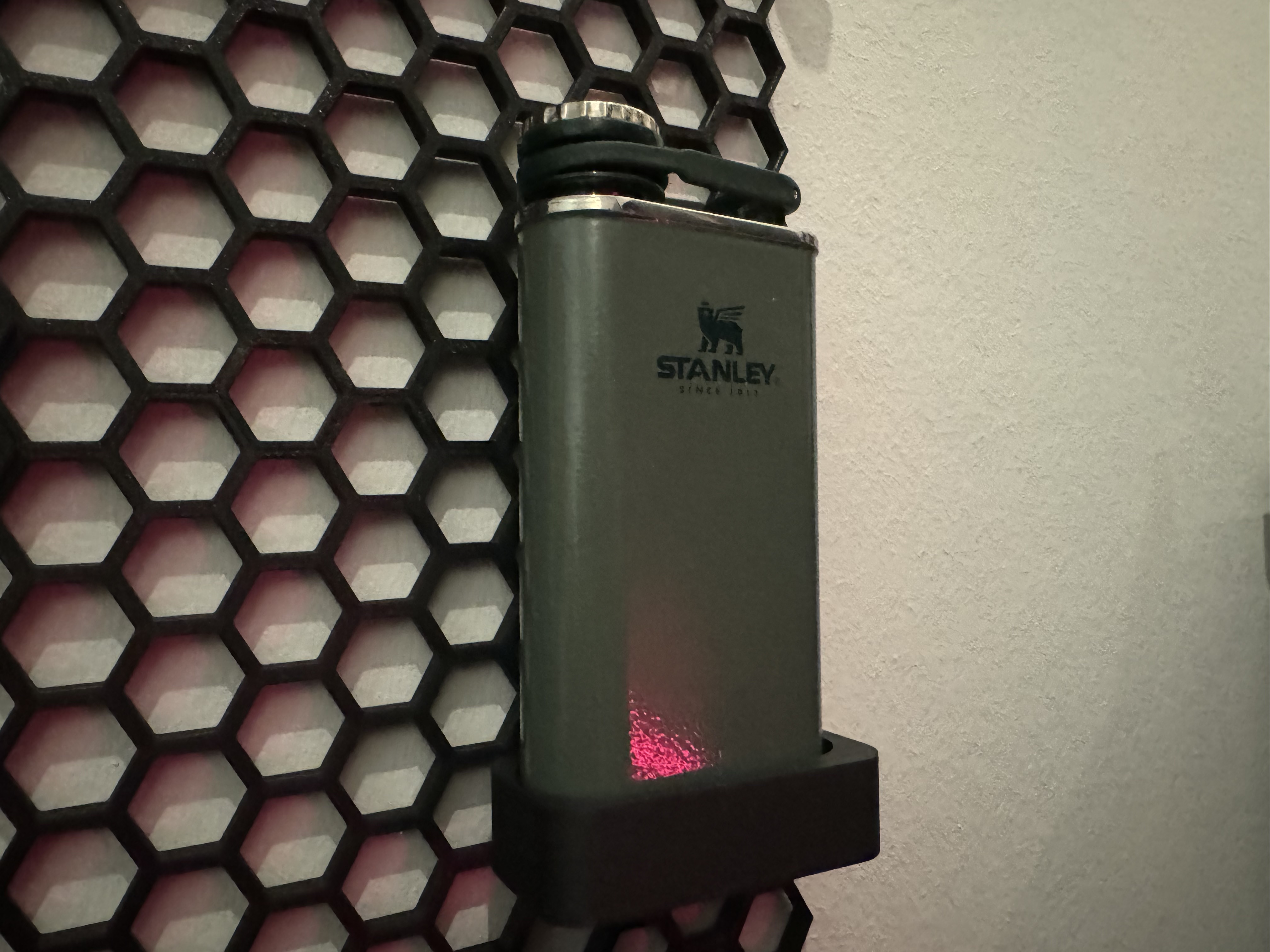 Stanley Flask Mount by nerdbeere | Download free STL model | Printables.com