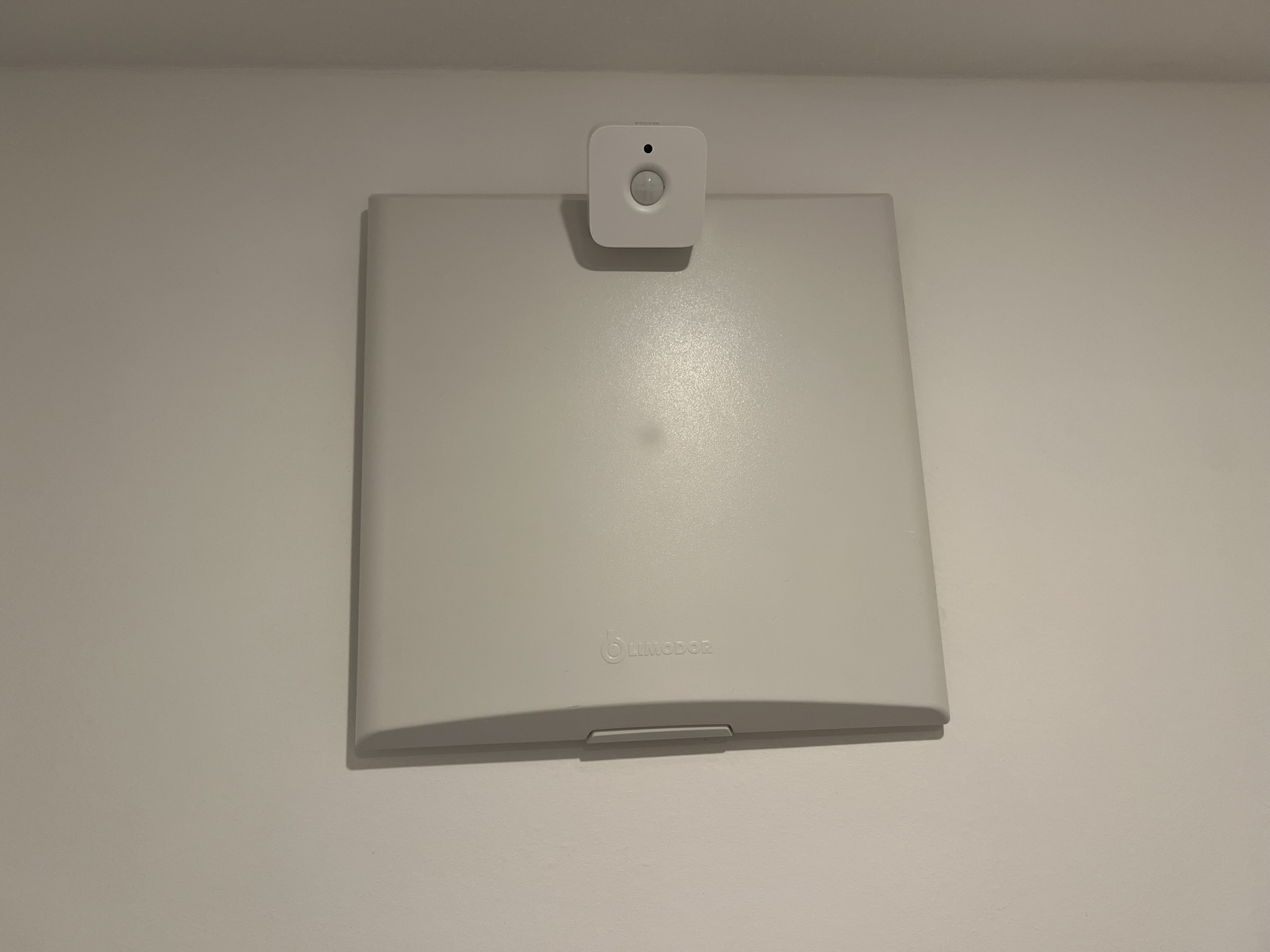 Hue Motion Sensor Mount for Limodor Vent Cover Panel by hgross ...
