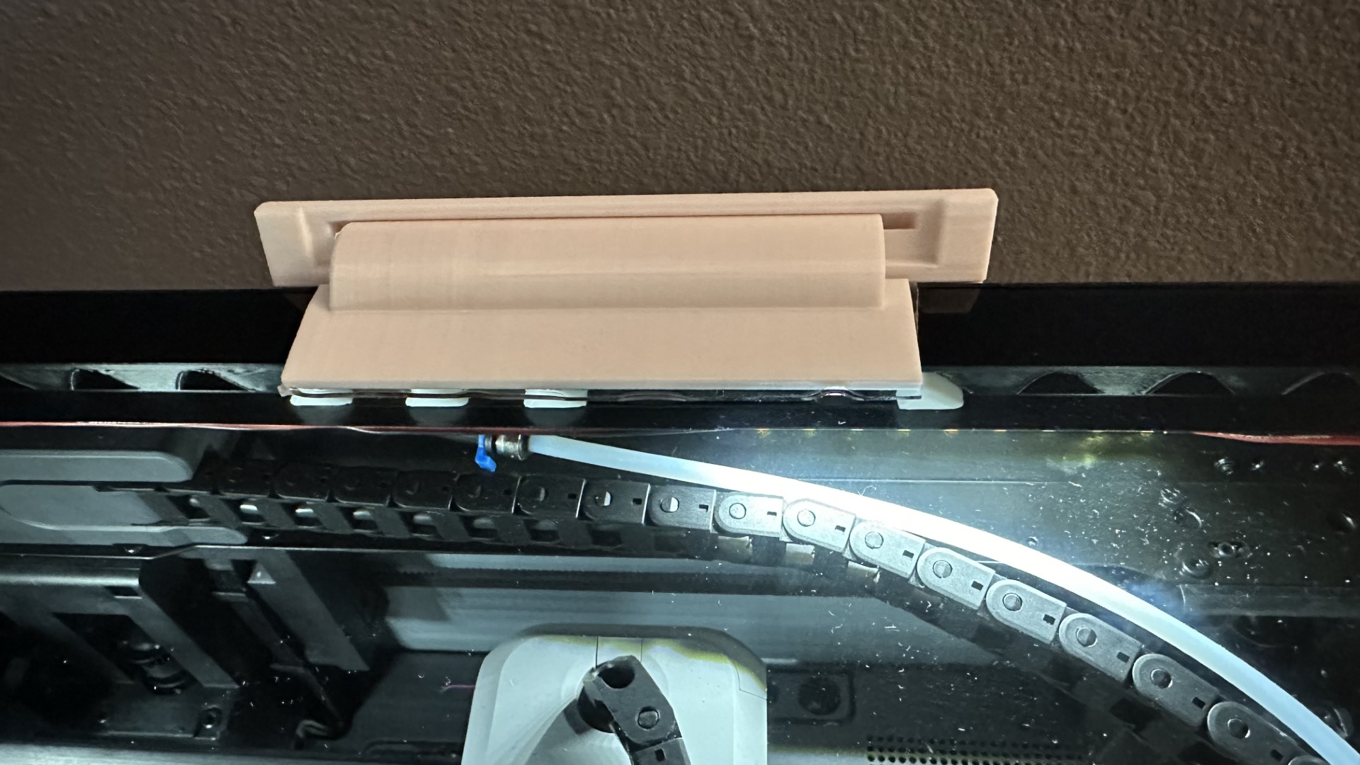 Bambu Lab X1C Top Glass Spacer / Riser / Mount with Vents, magnet ...