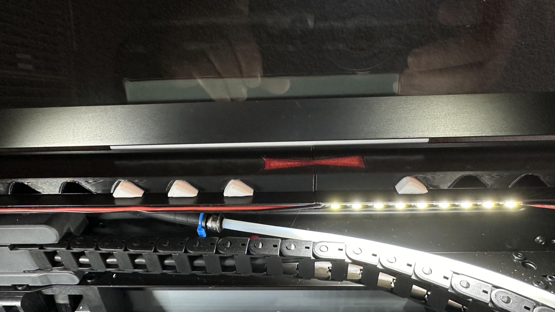 Bambu Lab X1C Top Glass Spacer / Riser / Mount with Vents, magnet ...