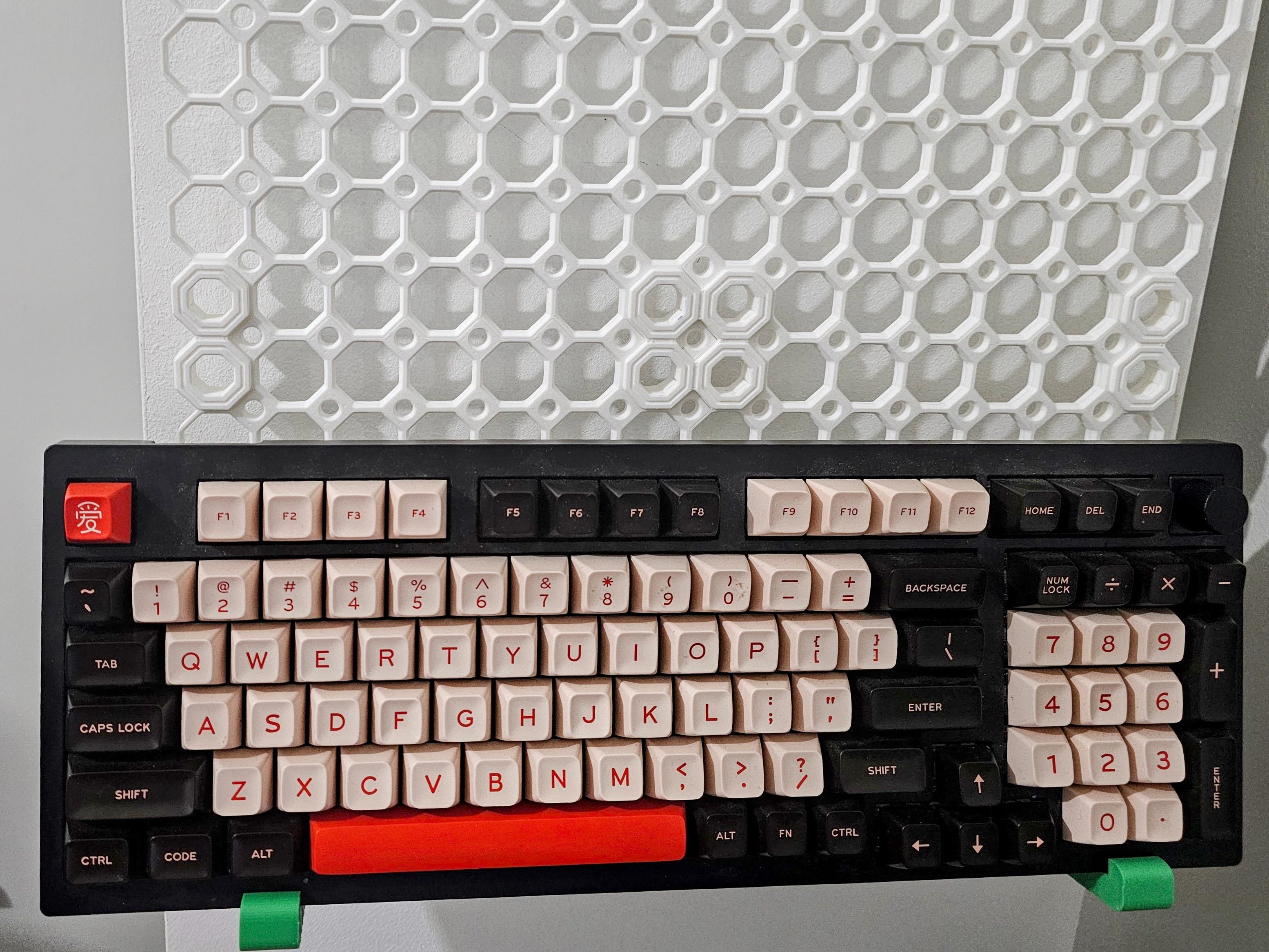 Multiboard Keyboard Holder by SMX | Download free STL model ...