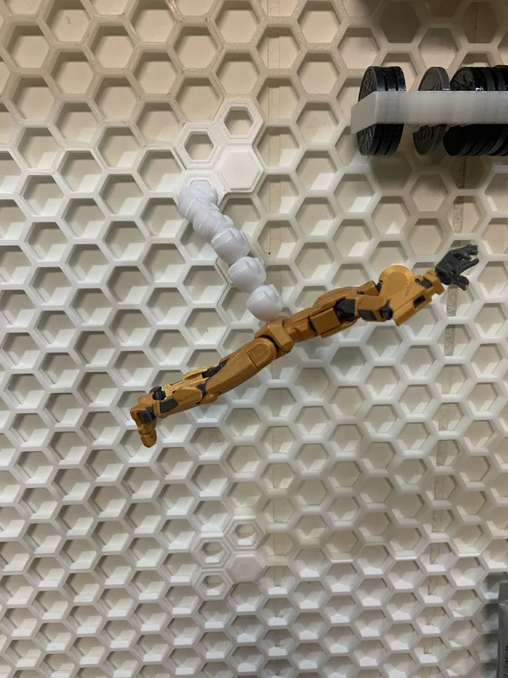 Flexible and posable display arm for Dummy 13 on the HSW (honeycomb ...