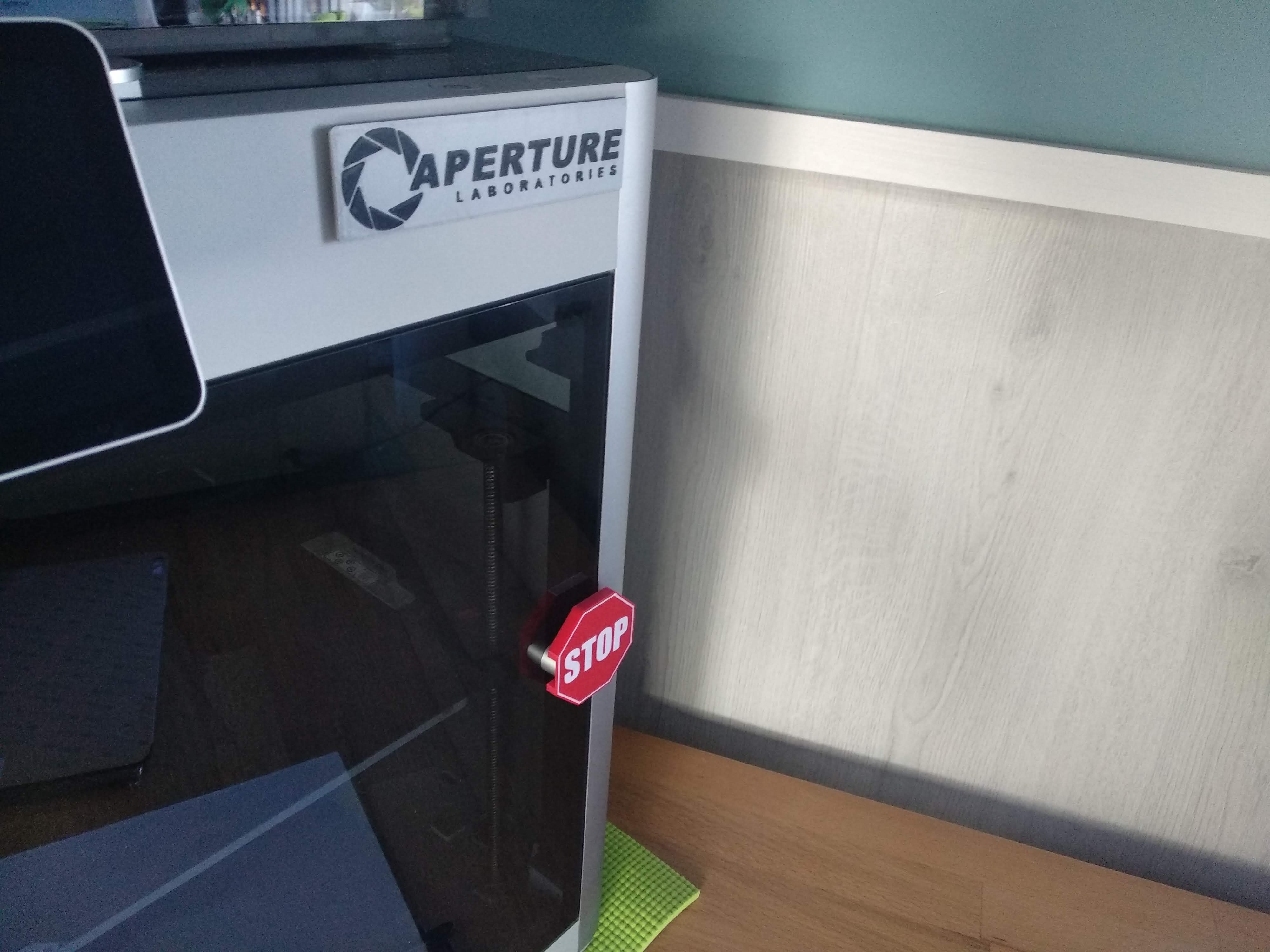 X1C / P1S Stop Sign Handle Cover | Do Not Disturb While Printing by ...