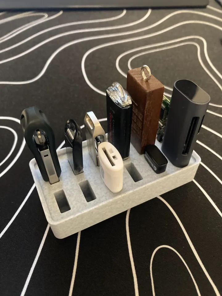 Gridfinity 12x USB Holder by user789 | Download free STL model ...
