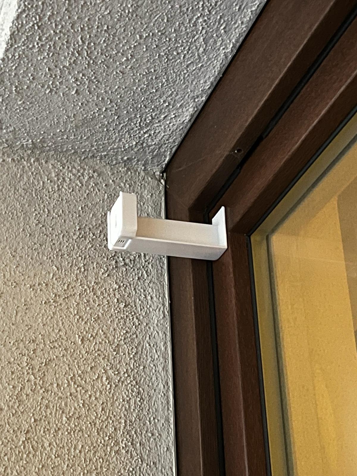 Enhanced Xiaomi / Aqara Temperature Sensor Holder / Mount for large ...