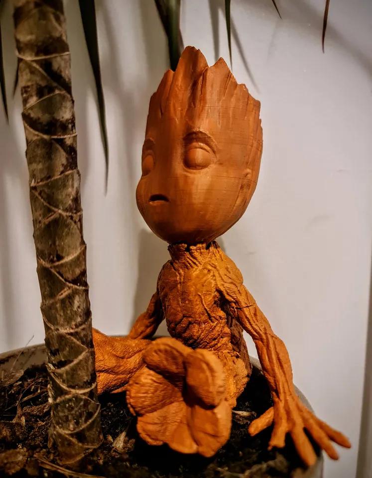 Baby Groot (sitting and waving) by W3Denthusiast | Download free STL ...