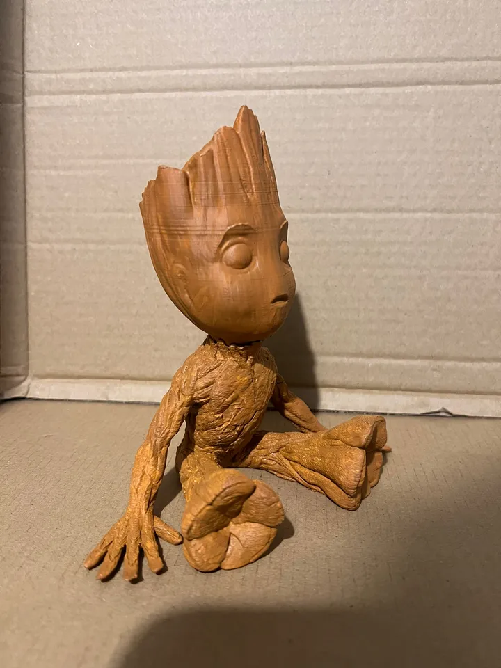 Baby Groot (sitting and waving) by W3Denthusiast | Download free STL ...