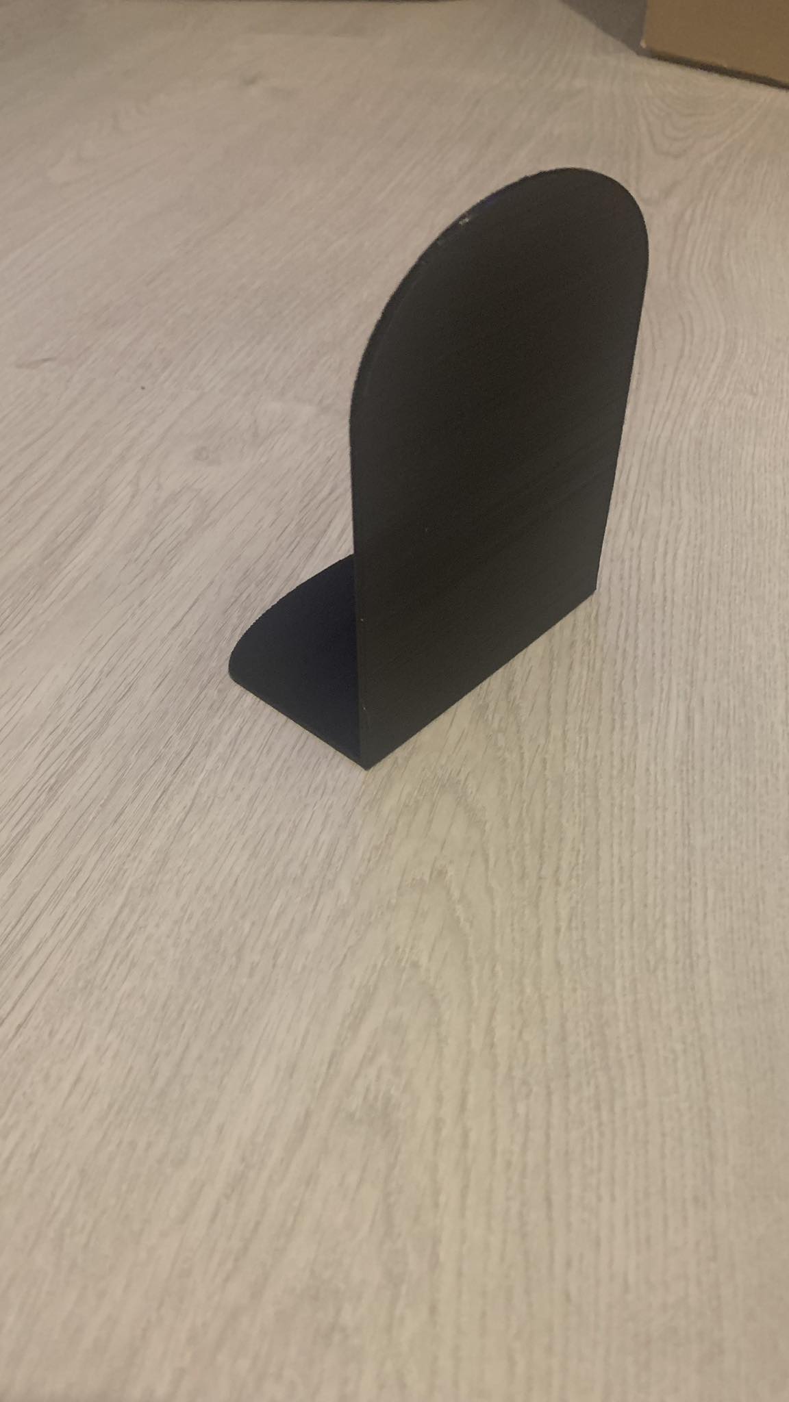 Simple Bookend / Book holder by Likonias | Download free STL model ...