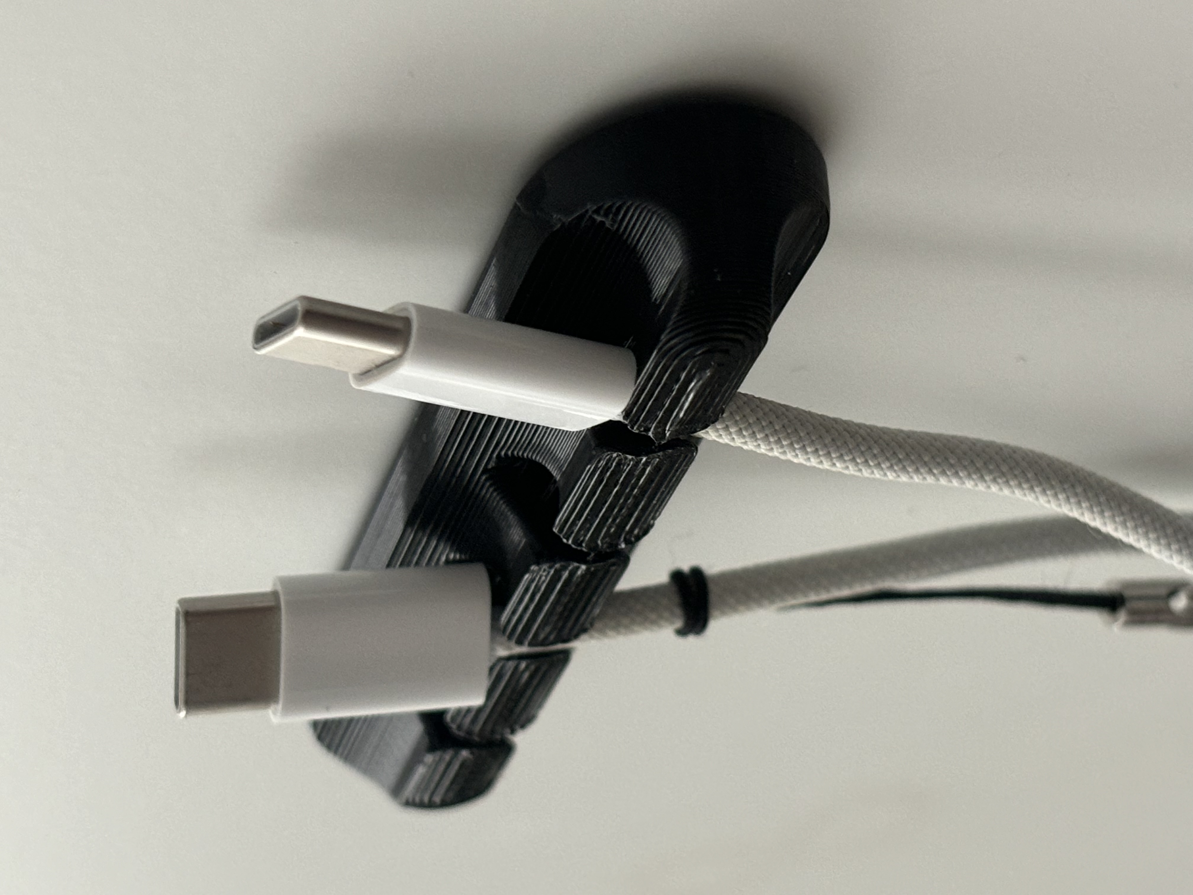 Flexible USB cable holder [TPU] by Mike | Download free STL model ...