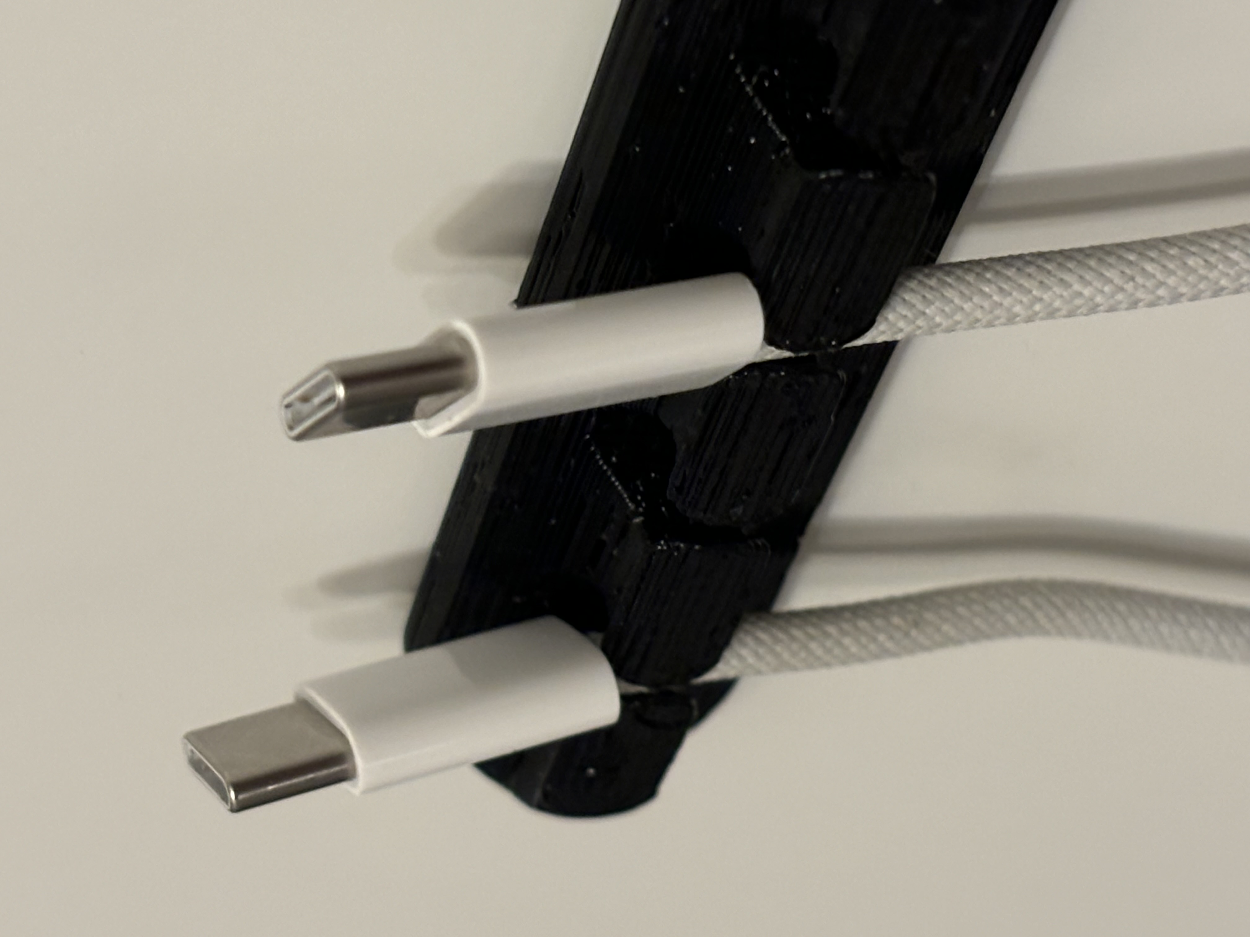 Flexible USB cable holder [TPU] by Mike | Download free STL model ...