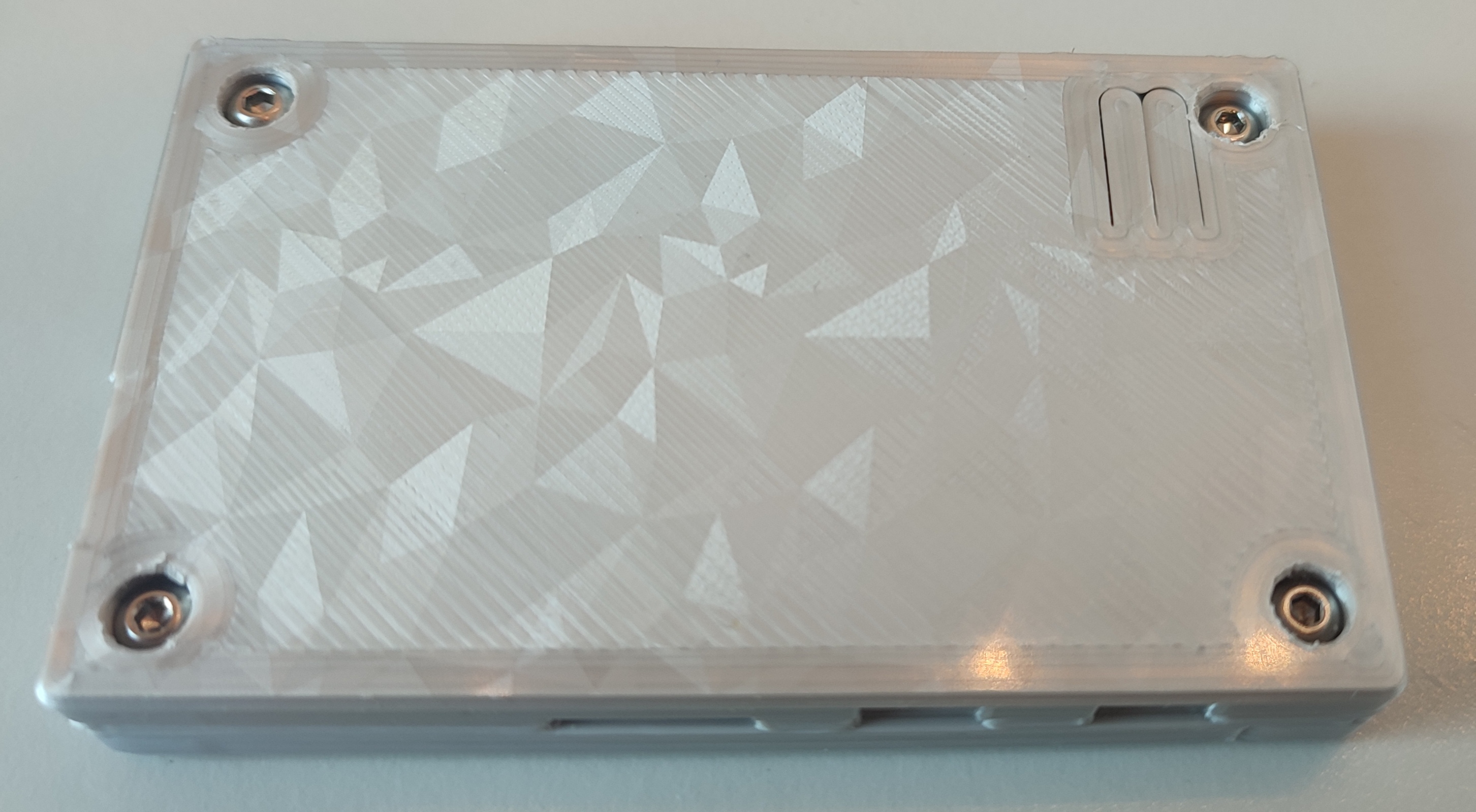 sunton Esp32 2432s028r cheap yellow display back-plate por Marcel ...