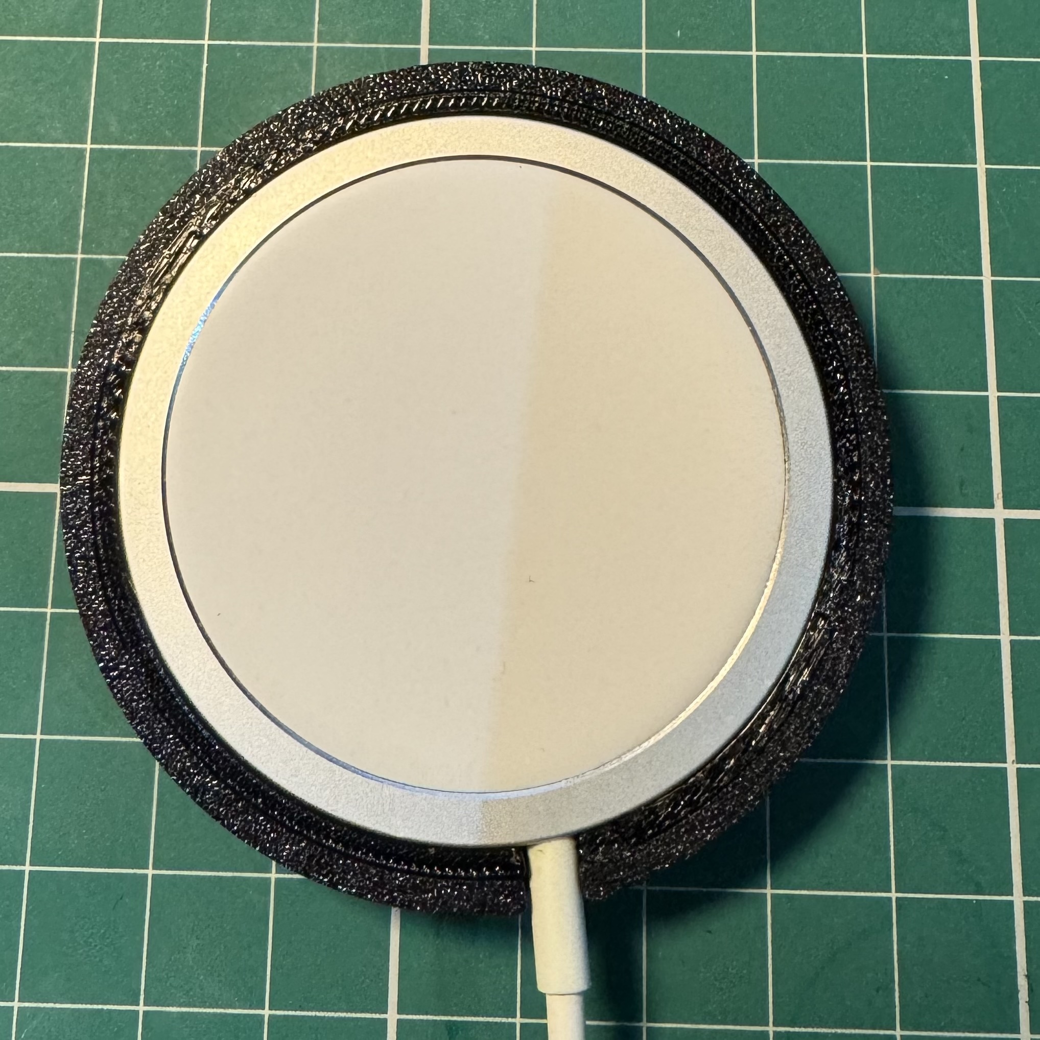 QuadLock MagSafe Adapter with TPU ring by Daan Kets | Download free STL ...