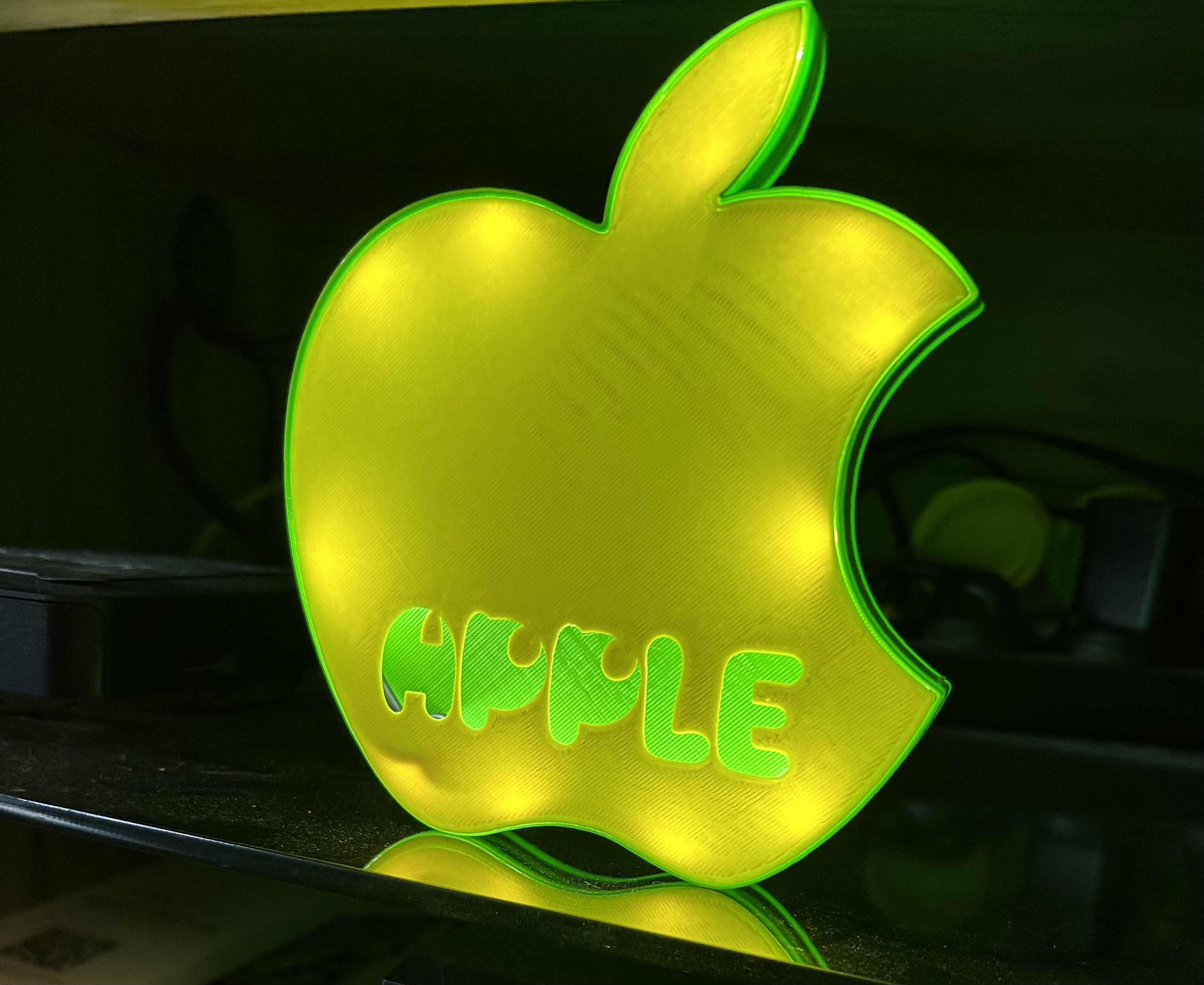 Lightbox Apple by L'Extrudeur | Download free STL model | Printables.com