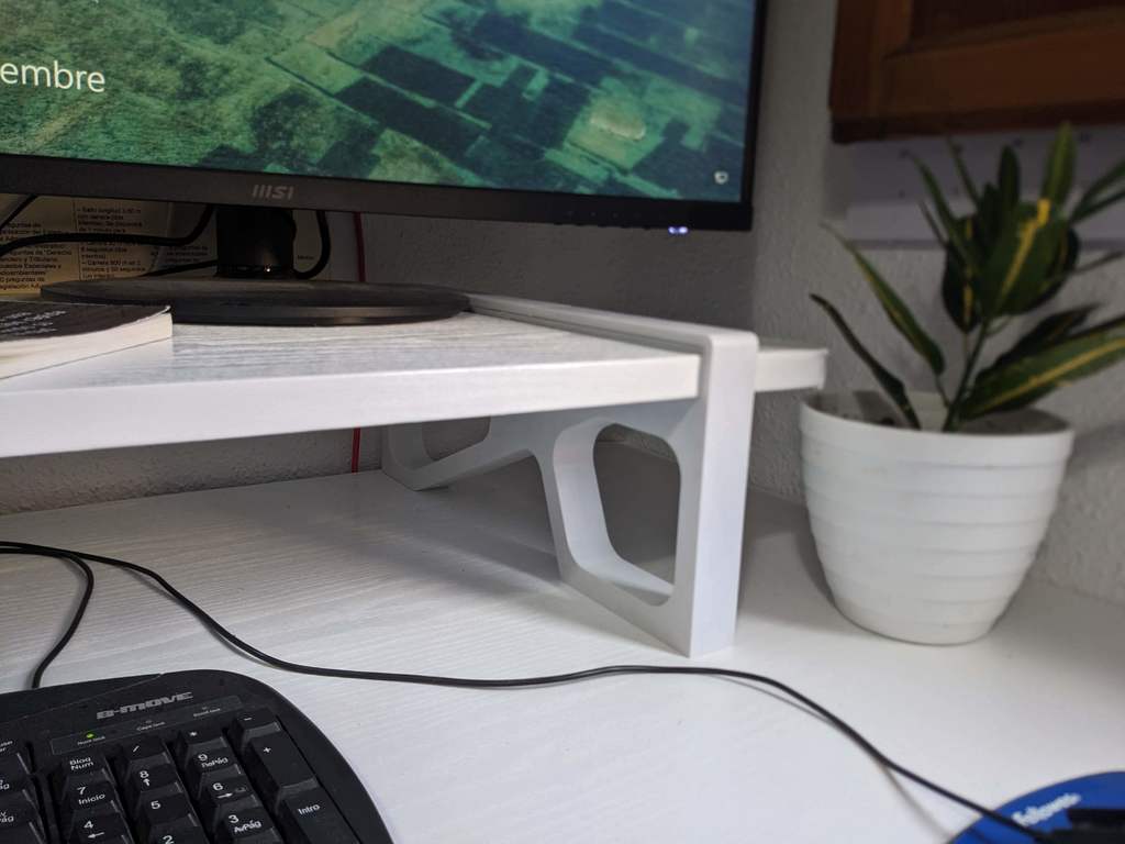 Desk stand by Mario AM | Download free STL model | Printables.com