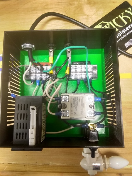 PID Control Box 2 plugs by hohenfelsjoe | Download free STL model ...