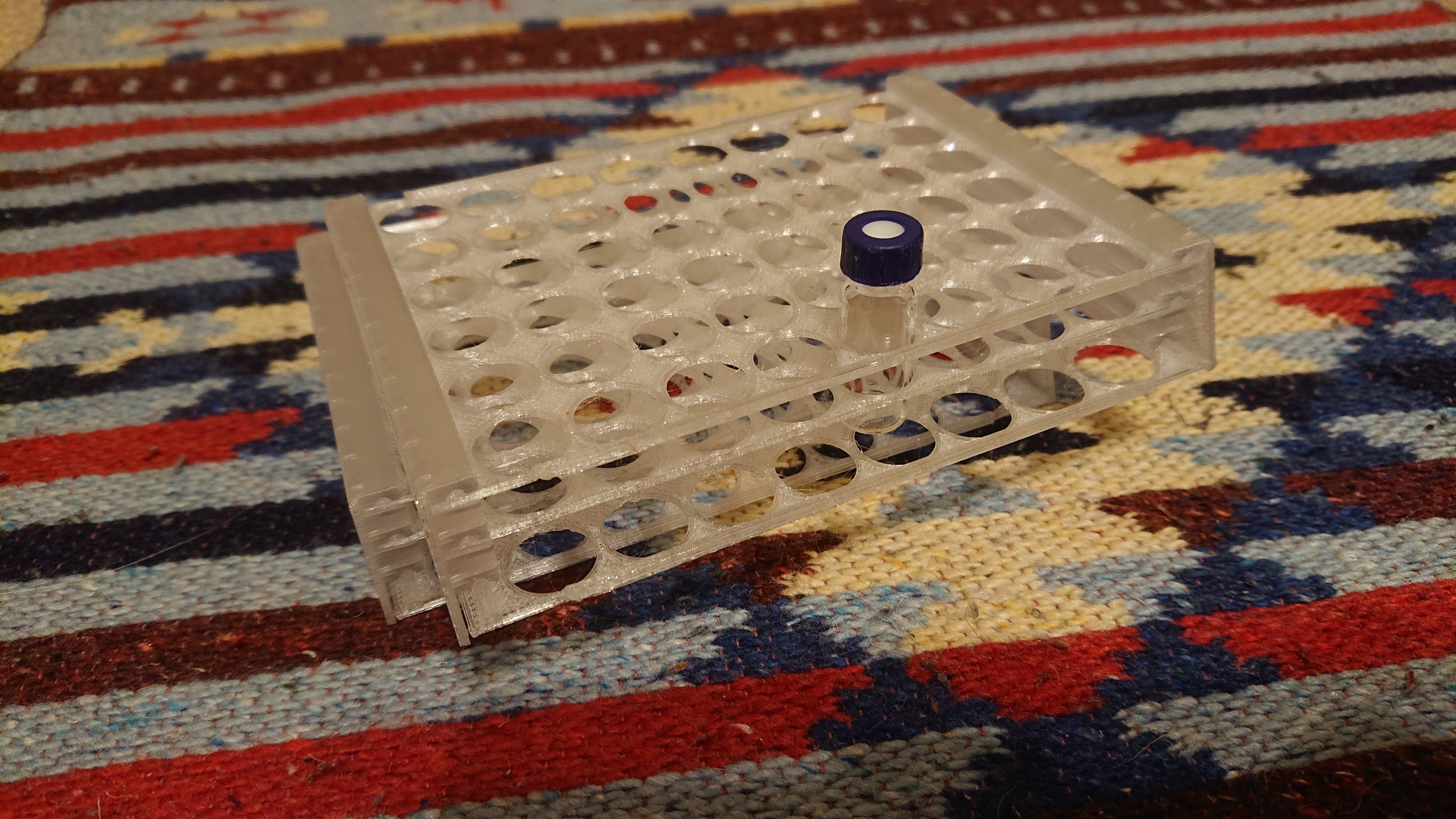 HPLC vial rack (mainly) for Waters sampler plates by Pavel Berka ...