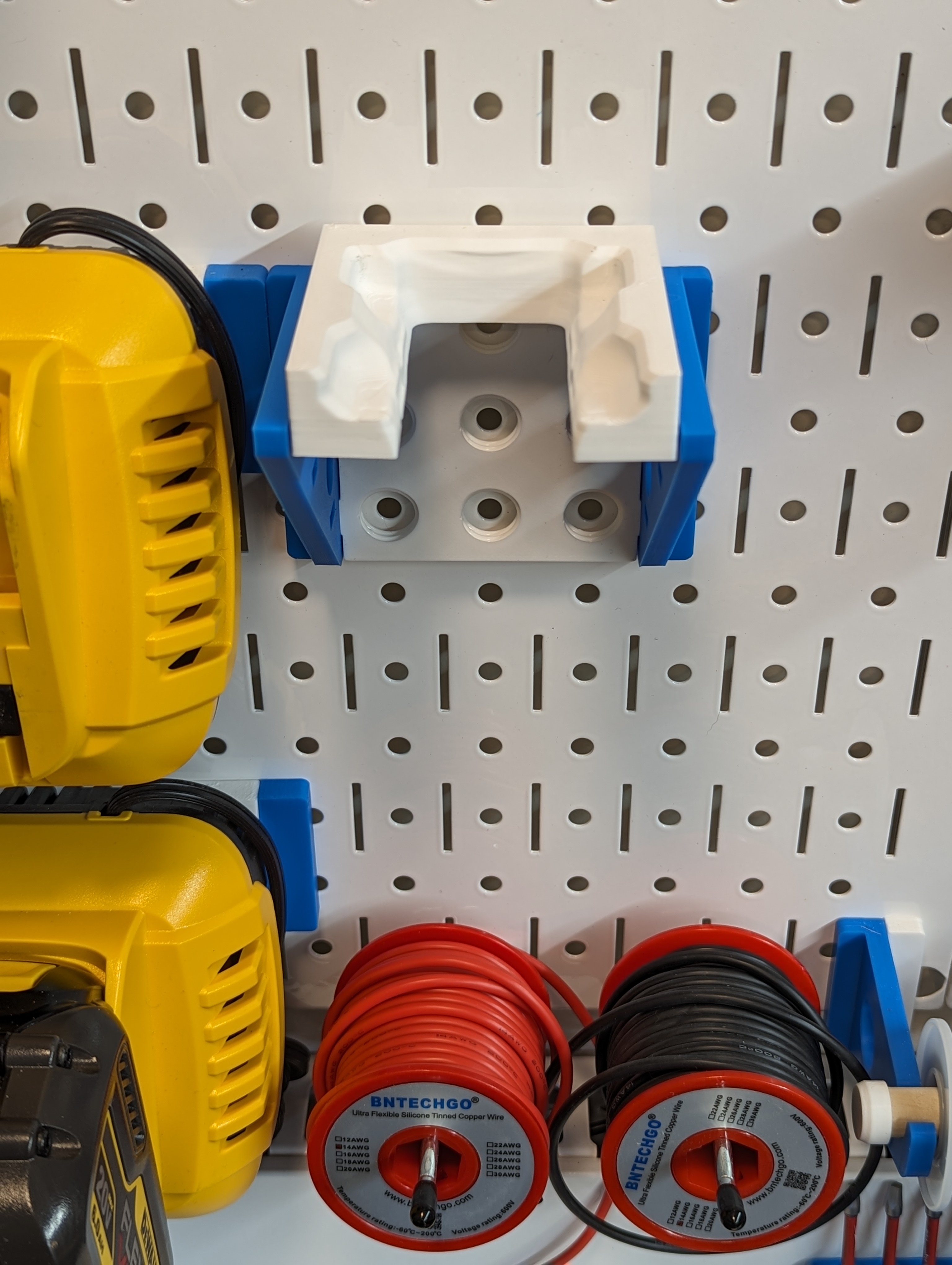 Dewalt DC921/DCF923 for DDD Wall Control by luma | Download free STL ...