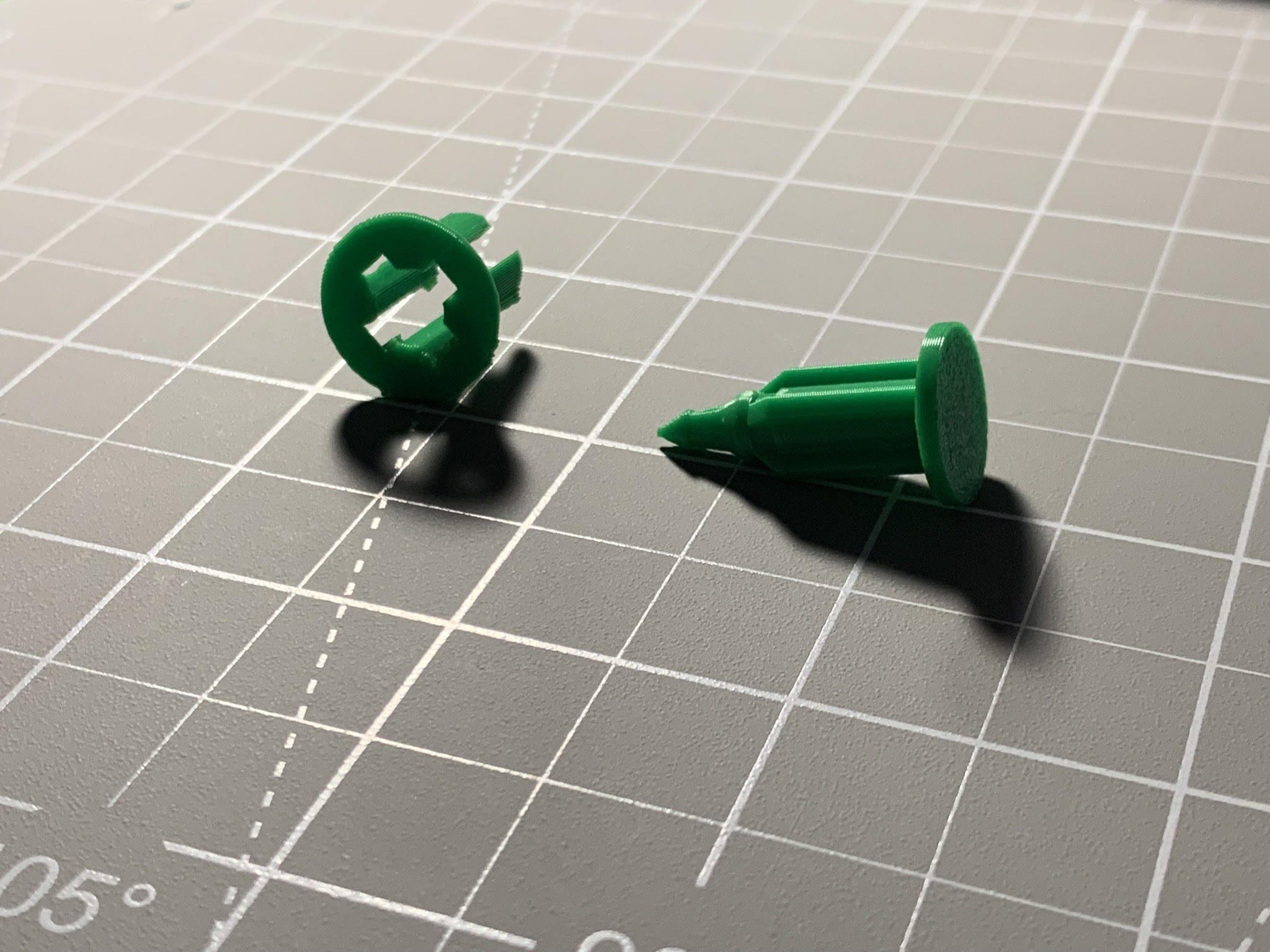 Auto Clip Fastener by Ian Boe | Download free STL model | Printables.com