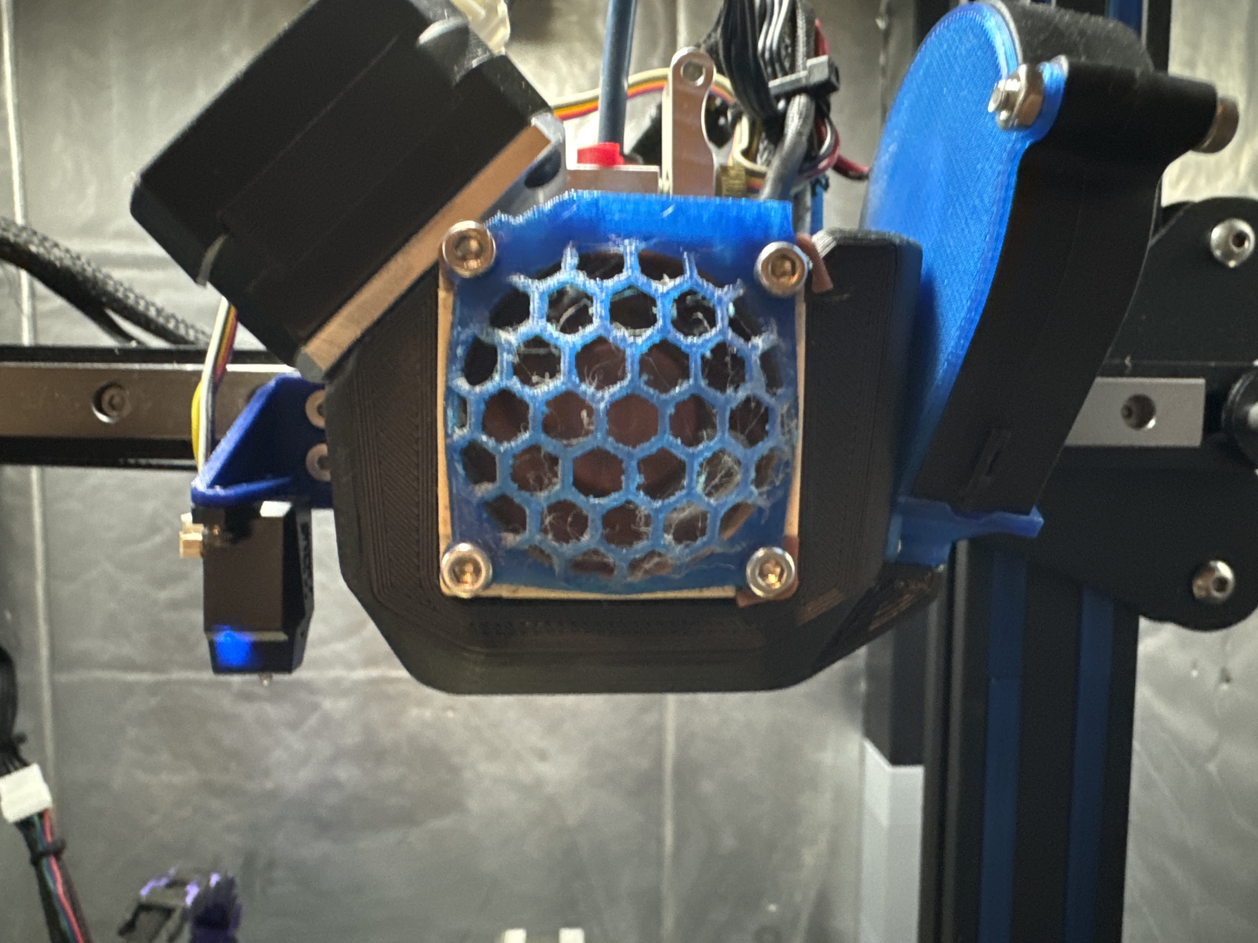 Microprobe V2 Mount for NG extruder (Ender 3) by LeivasDesign ...