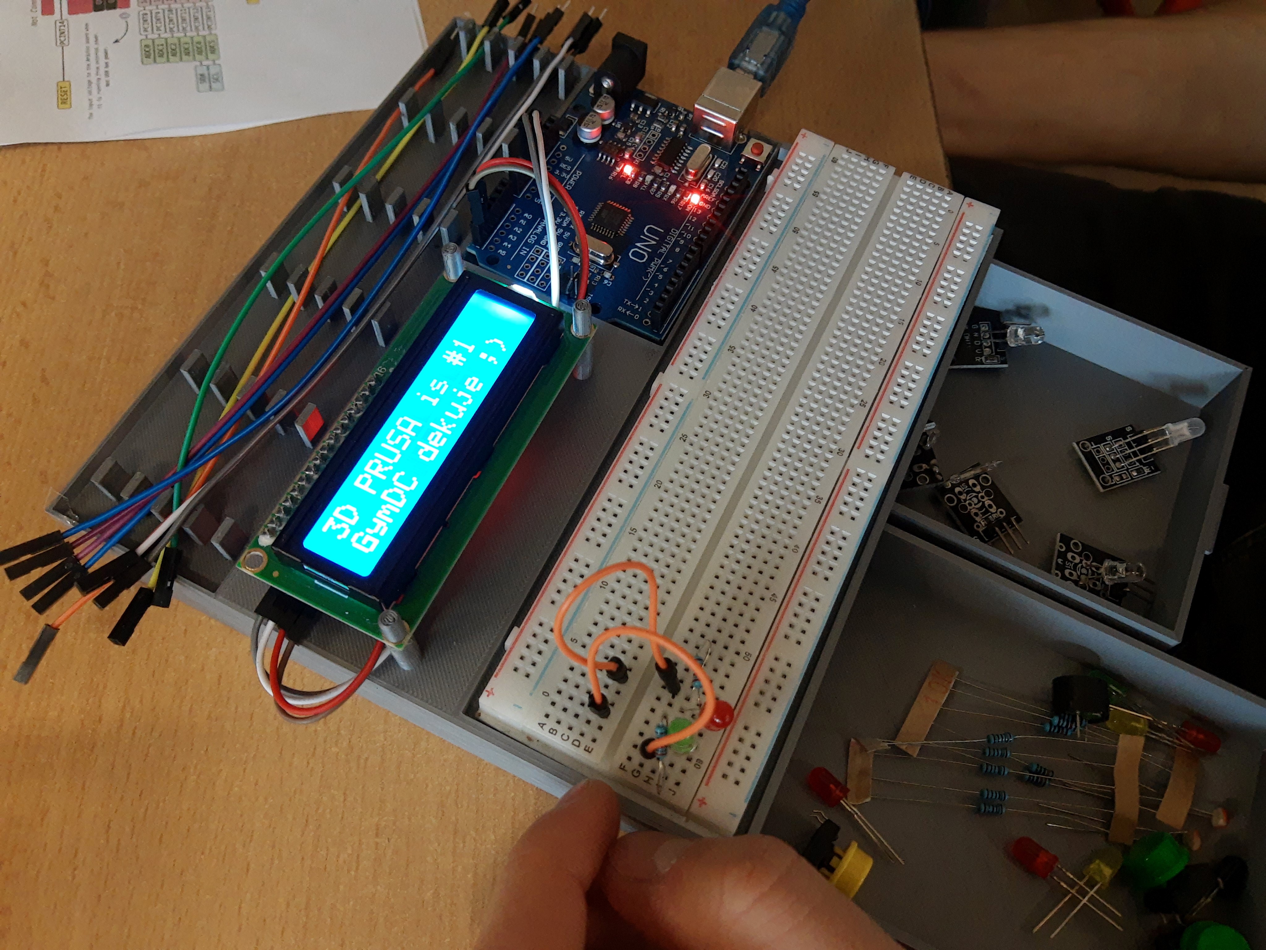 Podložka pro Arduino a příslušenství by Radek | Education | Printables.com