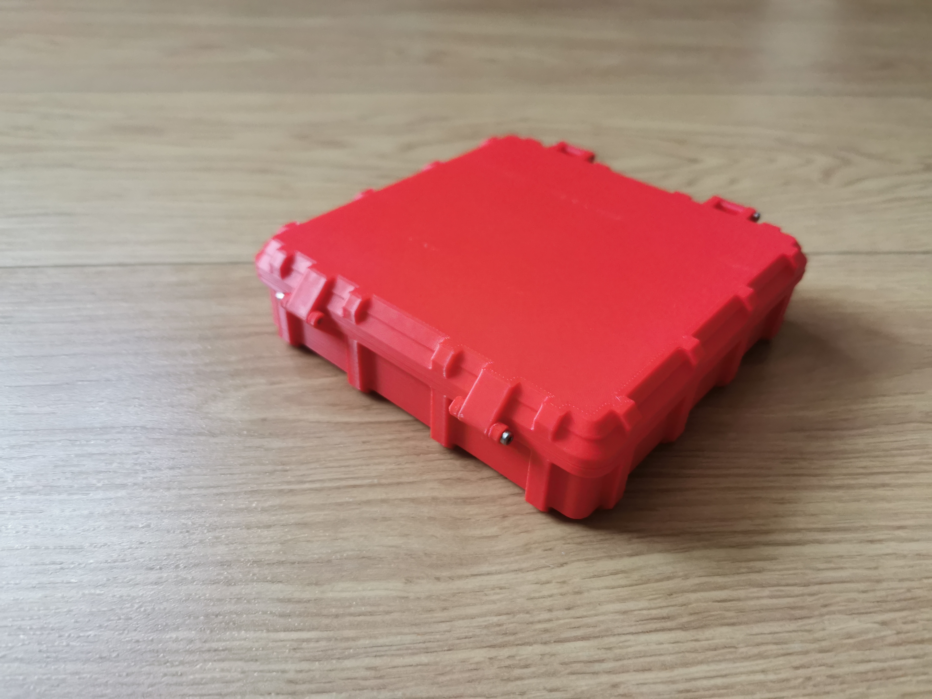 Rugged box 4/6/8/10/12/16 container by Hubczix | Download free STL ...