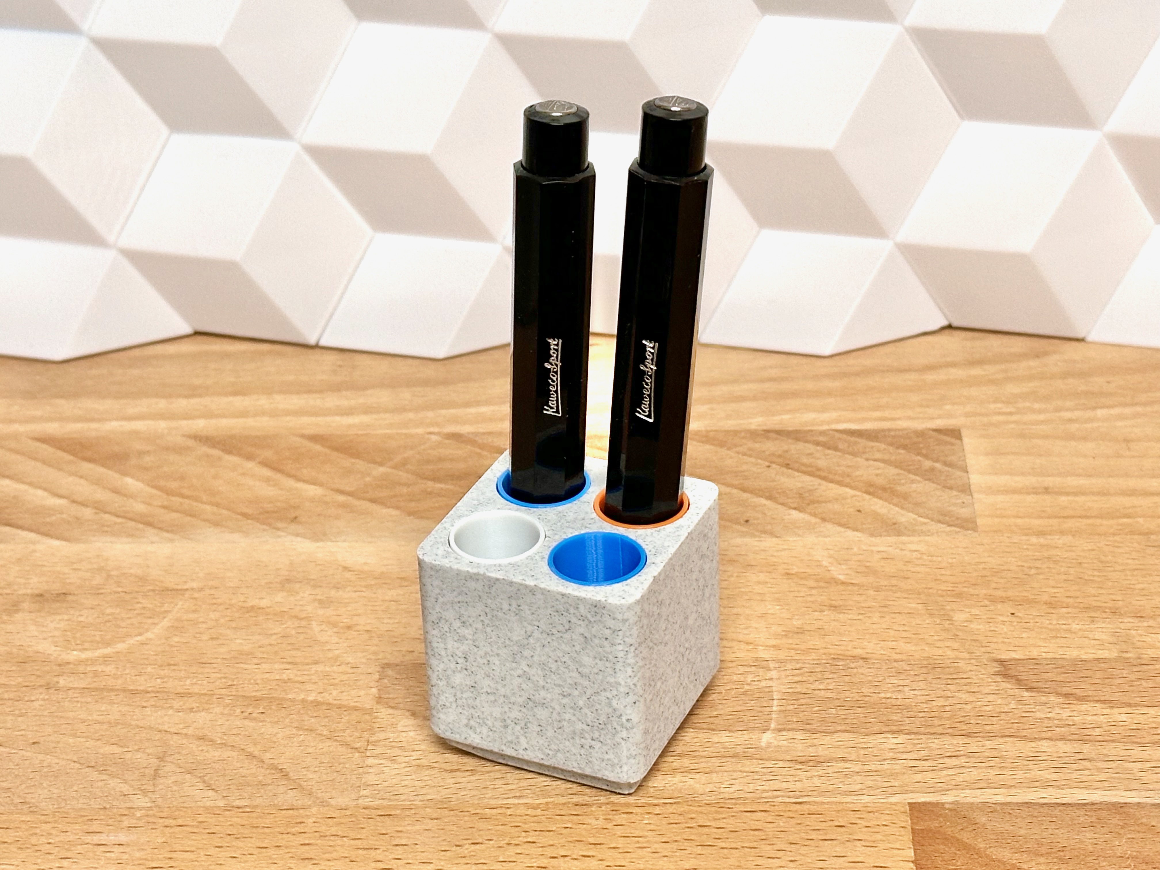 Gridfinity Pen Holder - Clean stand, ready to use by GlennovitS 3D ...