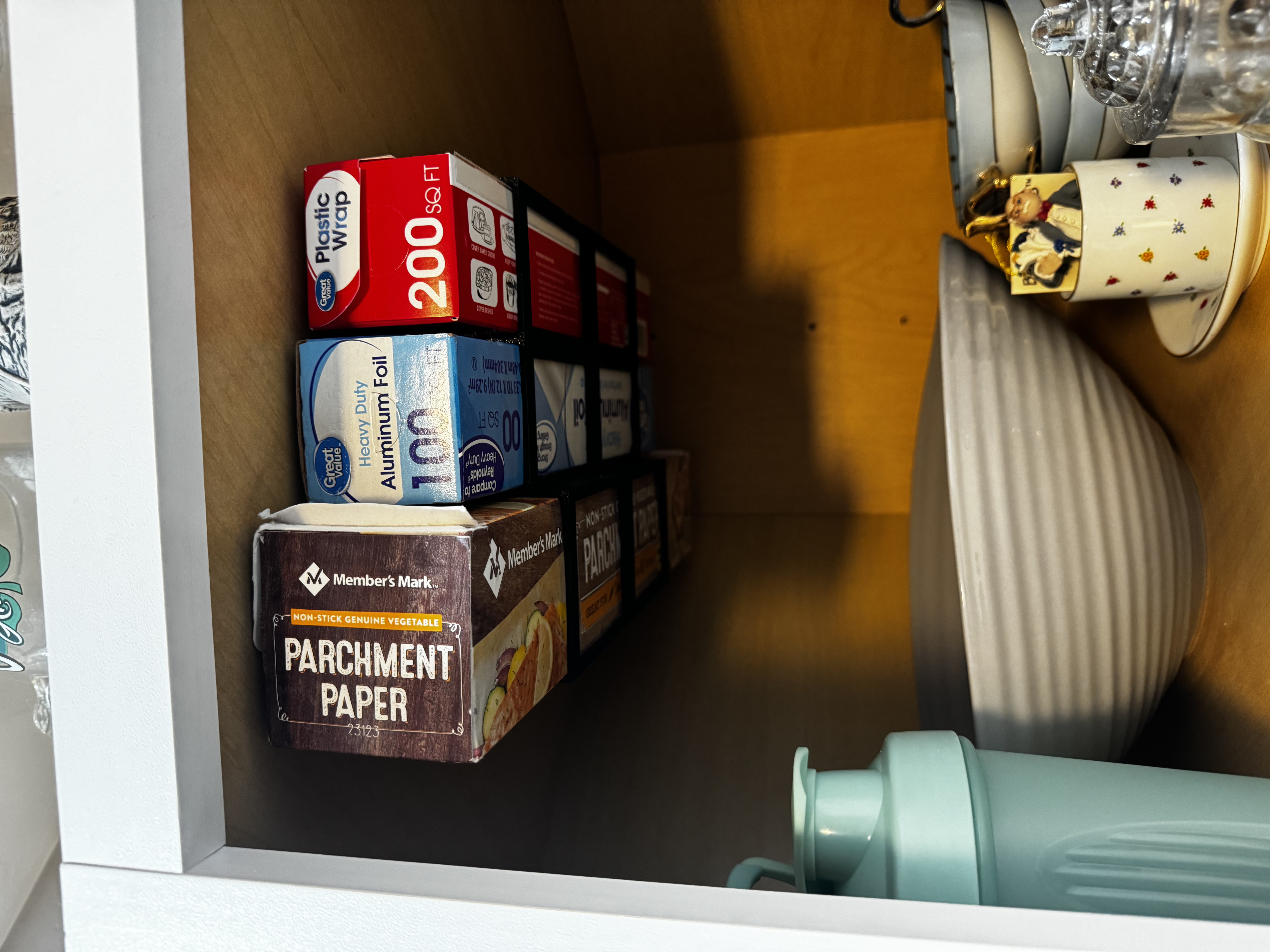 Under Cabinet Foil/plastic wrap/parchment paper Holder par Bailey ...