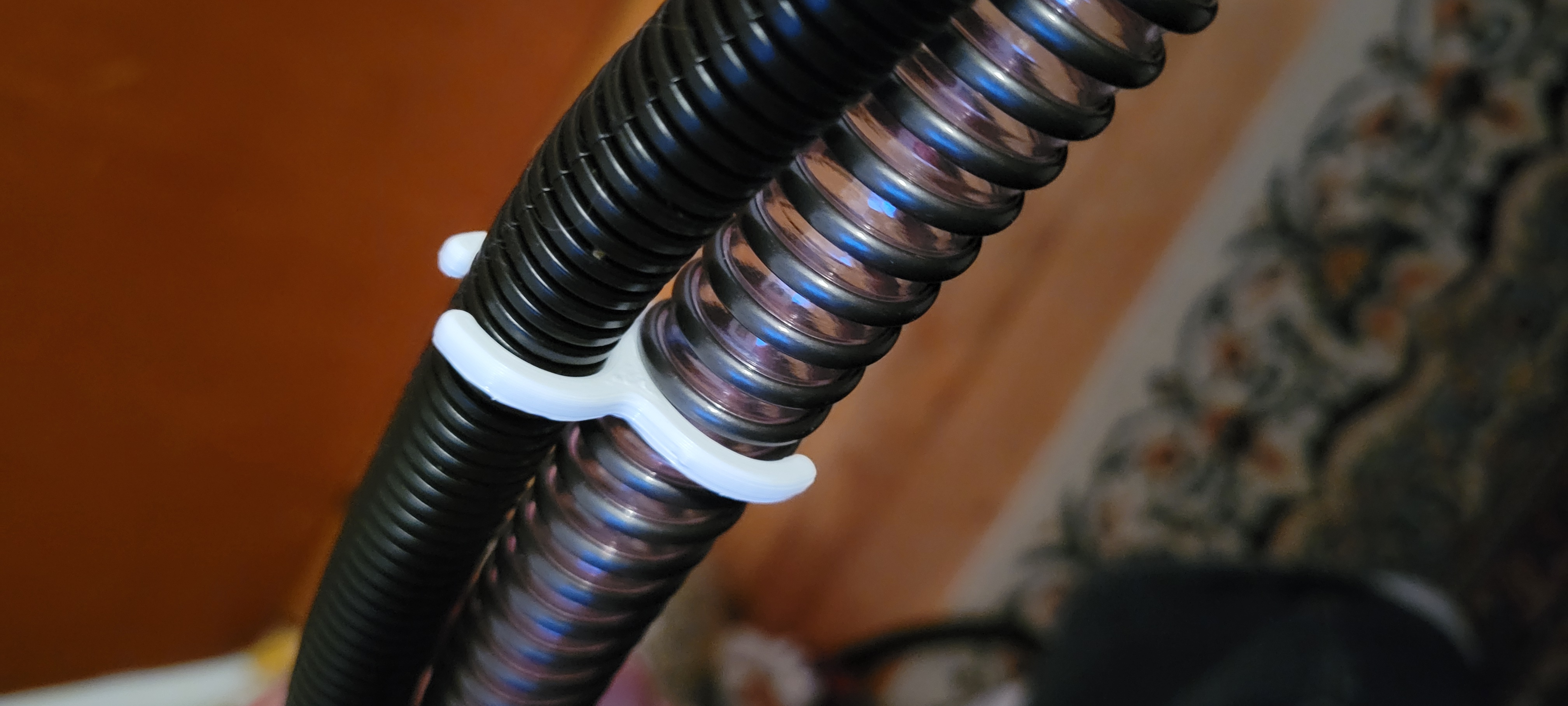 protected Oxygen hose - Clips for CPAP Hose by Dimbulb | Download free ...