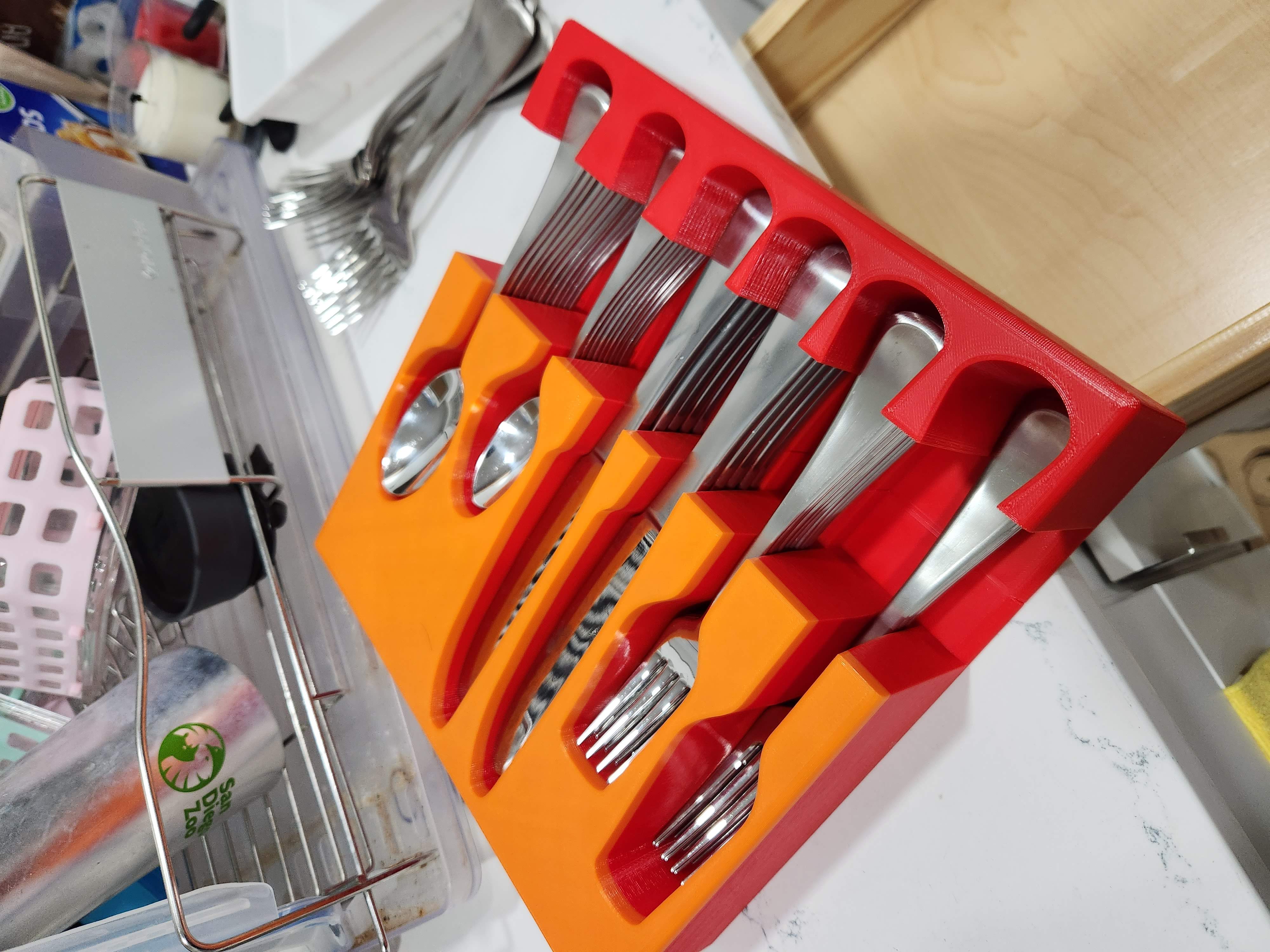 Flatware organizer (Mikasa Cosmo Satin set) by Aamer | Download free ...