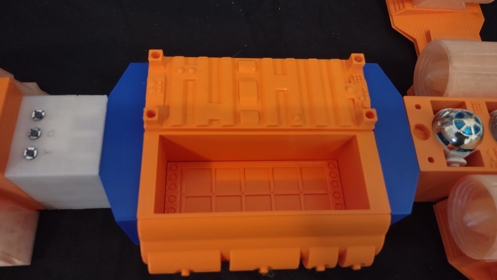 Planetary Explorer Modules Spaceship Epsilon by PetesActionFigures ...