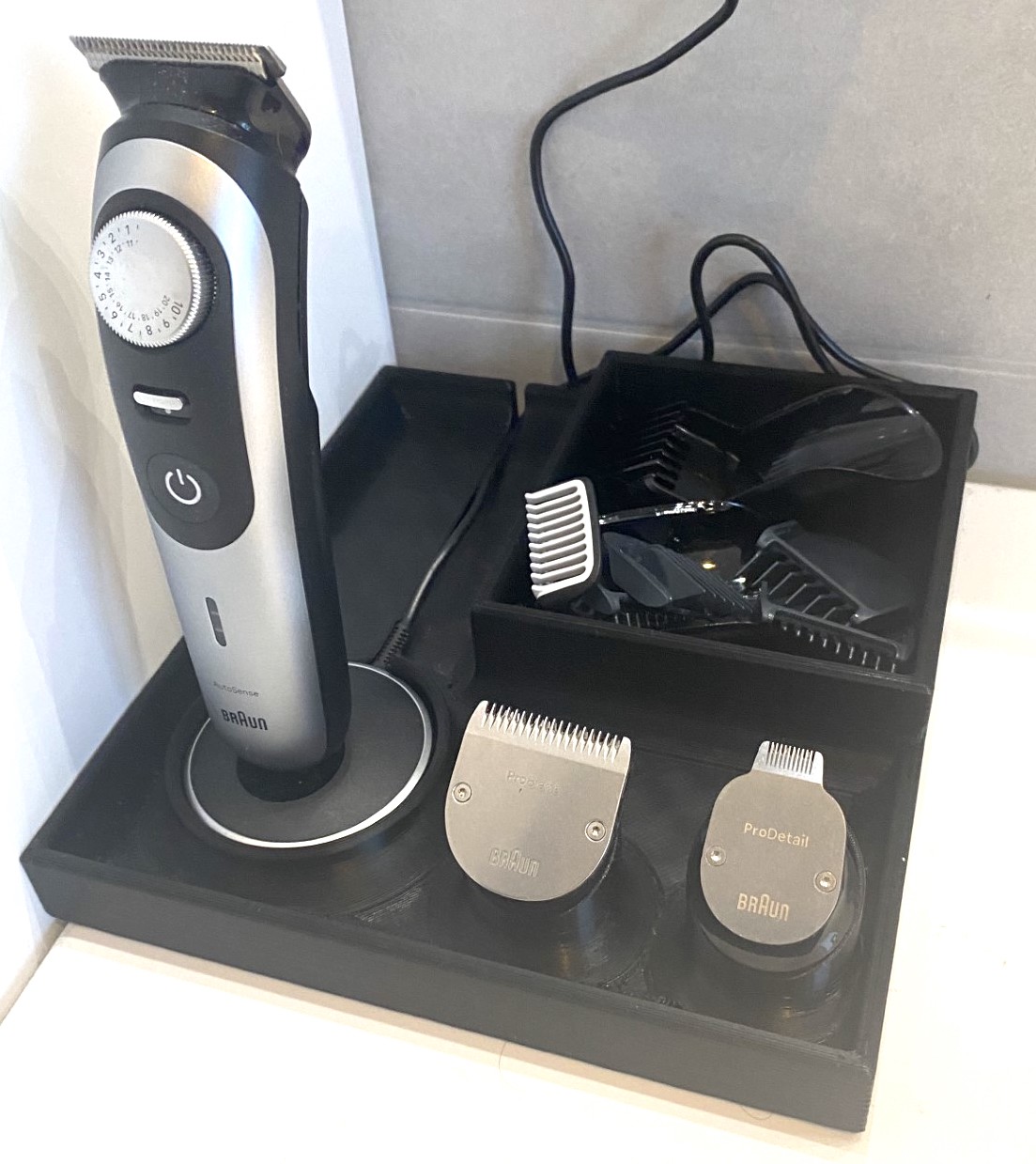 Braun Series 9 Beard trimmer tray/holder by Erik | Download free STL ...