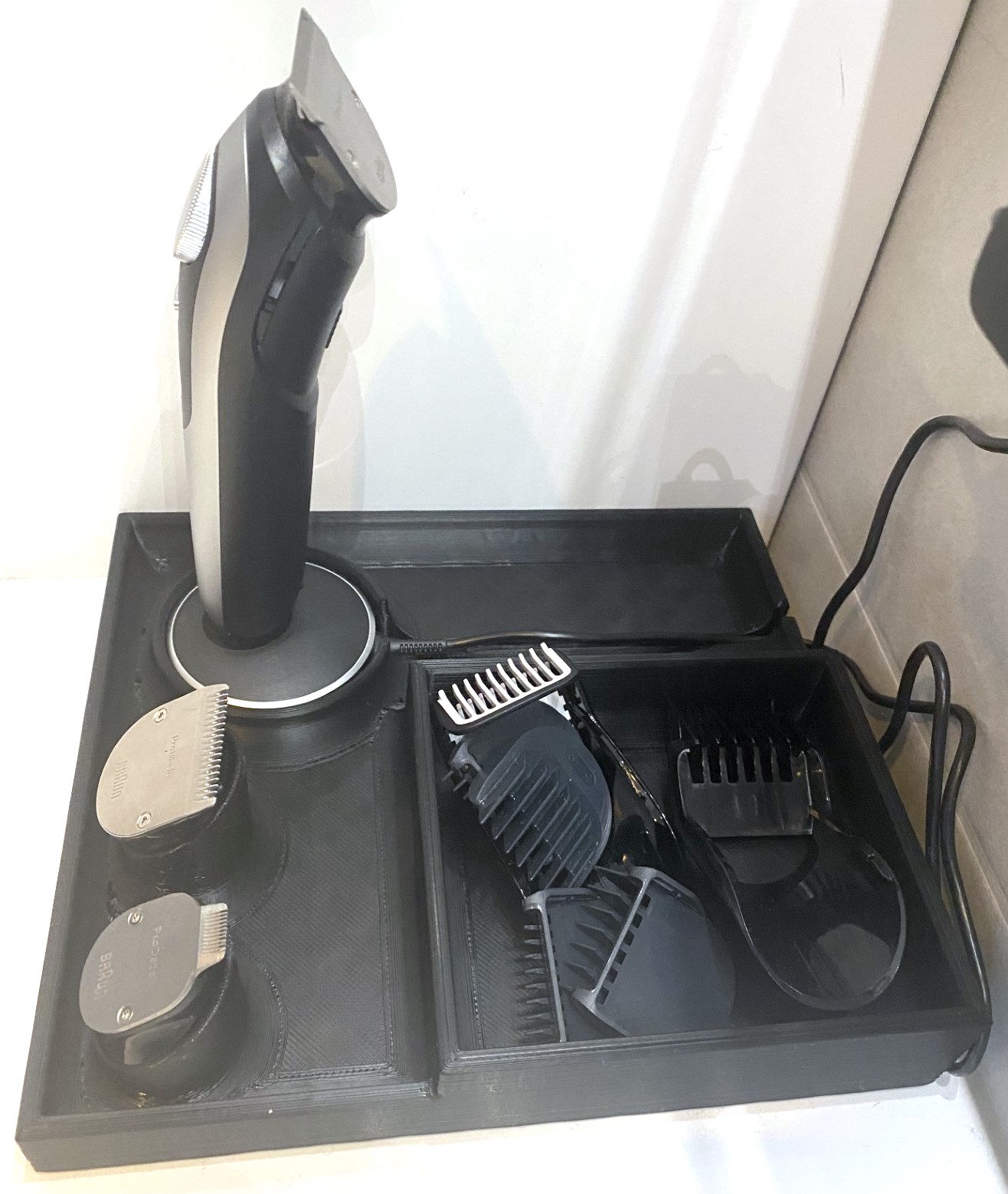 Braun Series 9 Beard trimmer tray/holder by Erik | Download free STL ...