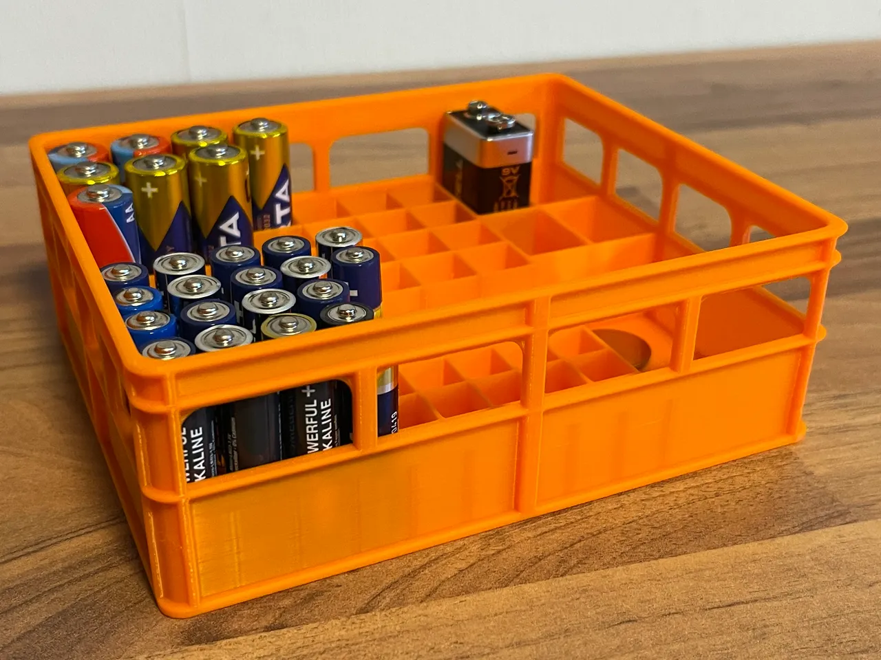 Battery Crate XXL AA / AAA / 9V by MakerTom | Download free STL model ...