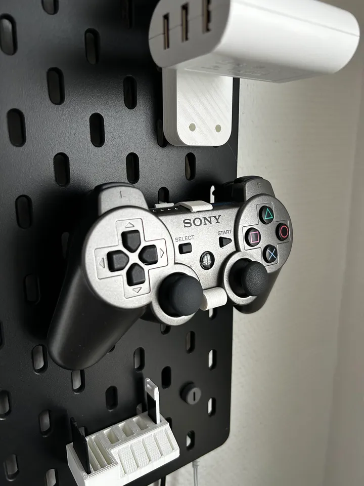 PS3 Controller Skadis Mount by Hoemp Made | Download free STL model ...