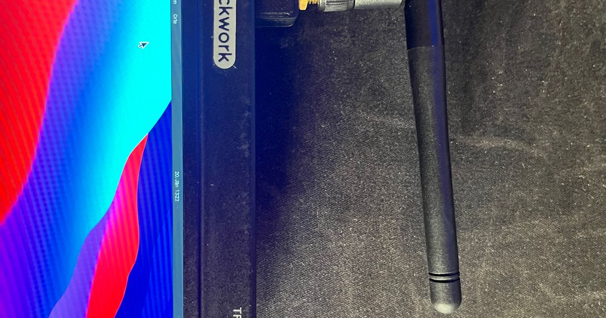 uConsole Antenna Mount by m3x | Download free STL model | Printables.com