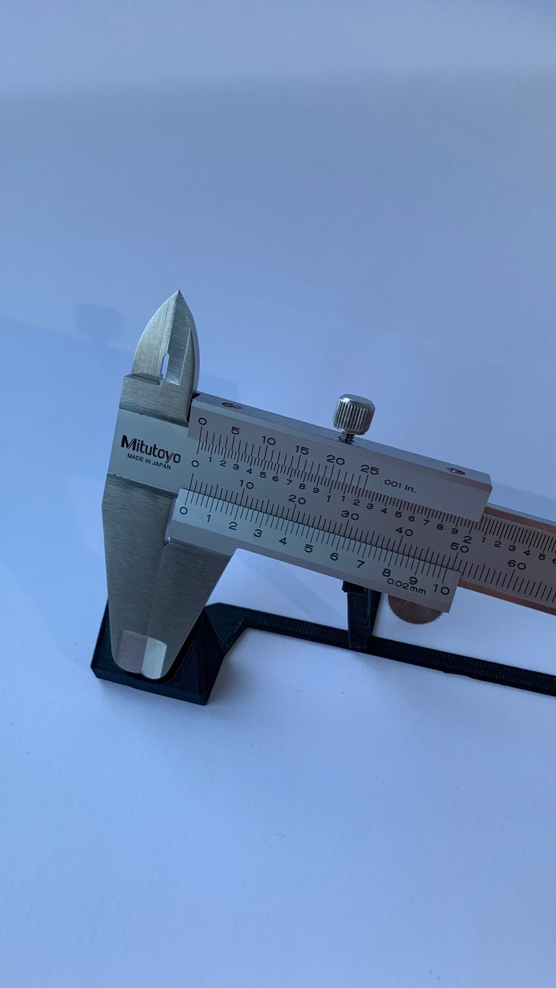 Caliper Stand for Mitutoyo 150mm Calipers by Maybe_Prints | Download free STL model | Printables.com
