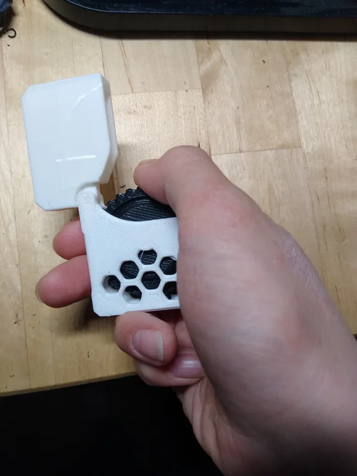 Fidget Fidget Fidget Fidget Fidget Zippo by Nathan | Download free STL ...