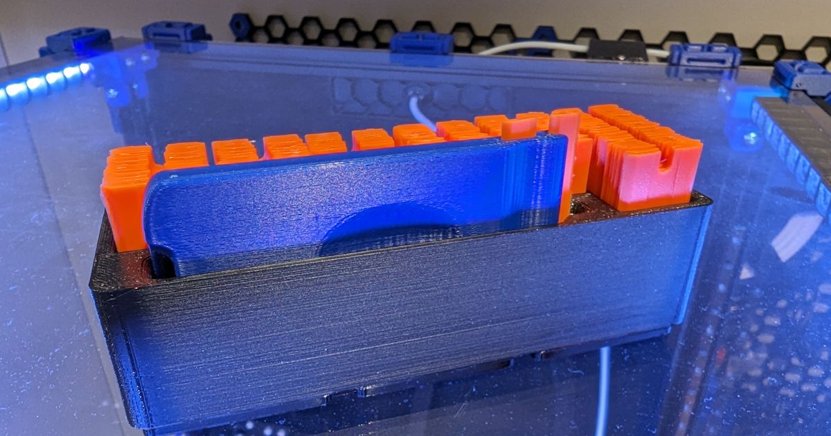 Gridfinity plastic scraper and blade holder by Panylund | Download free ...