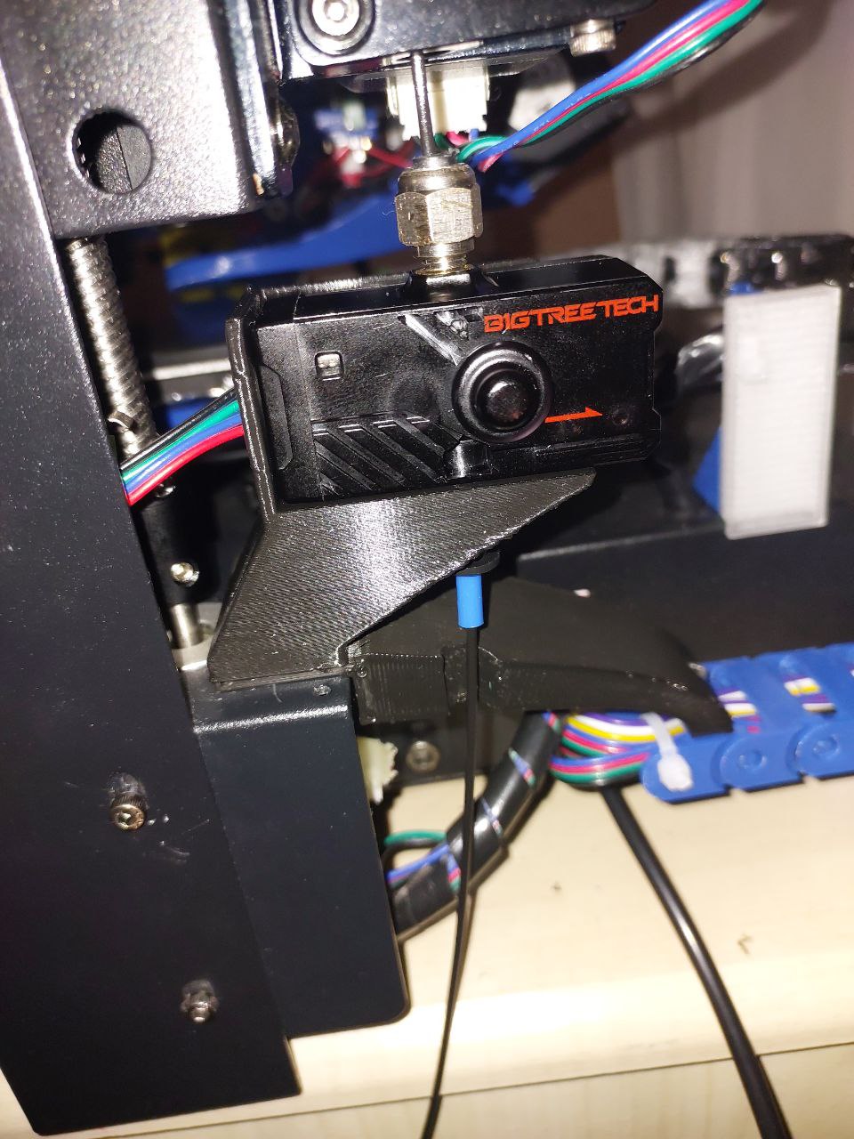 BTT SFS v2 mount for Anycubic i3 Mega by Danylo | Download free STL ...