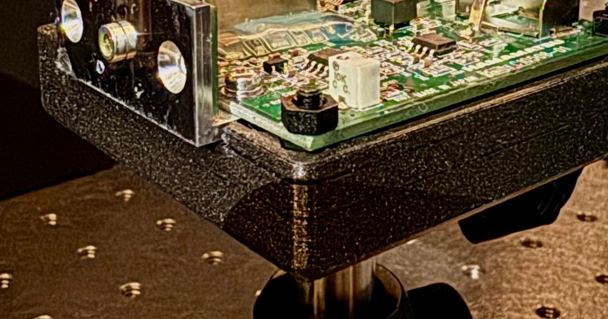 Mount for Hamamatsu Avalanche Photodiode (APD) C10508-01 with Voronoi ...