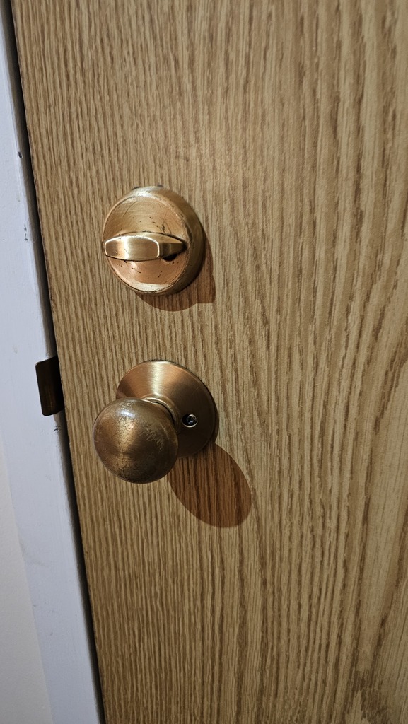 Simple Deadbolt Securing Device by SPEKERDUDE | Download free STL model ...