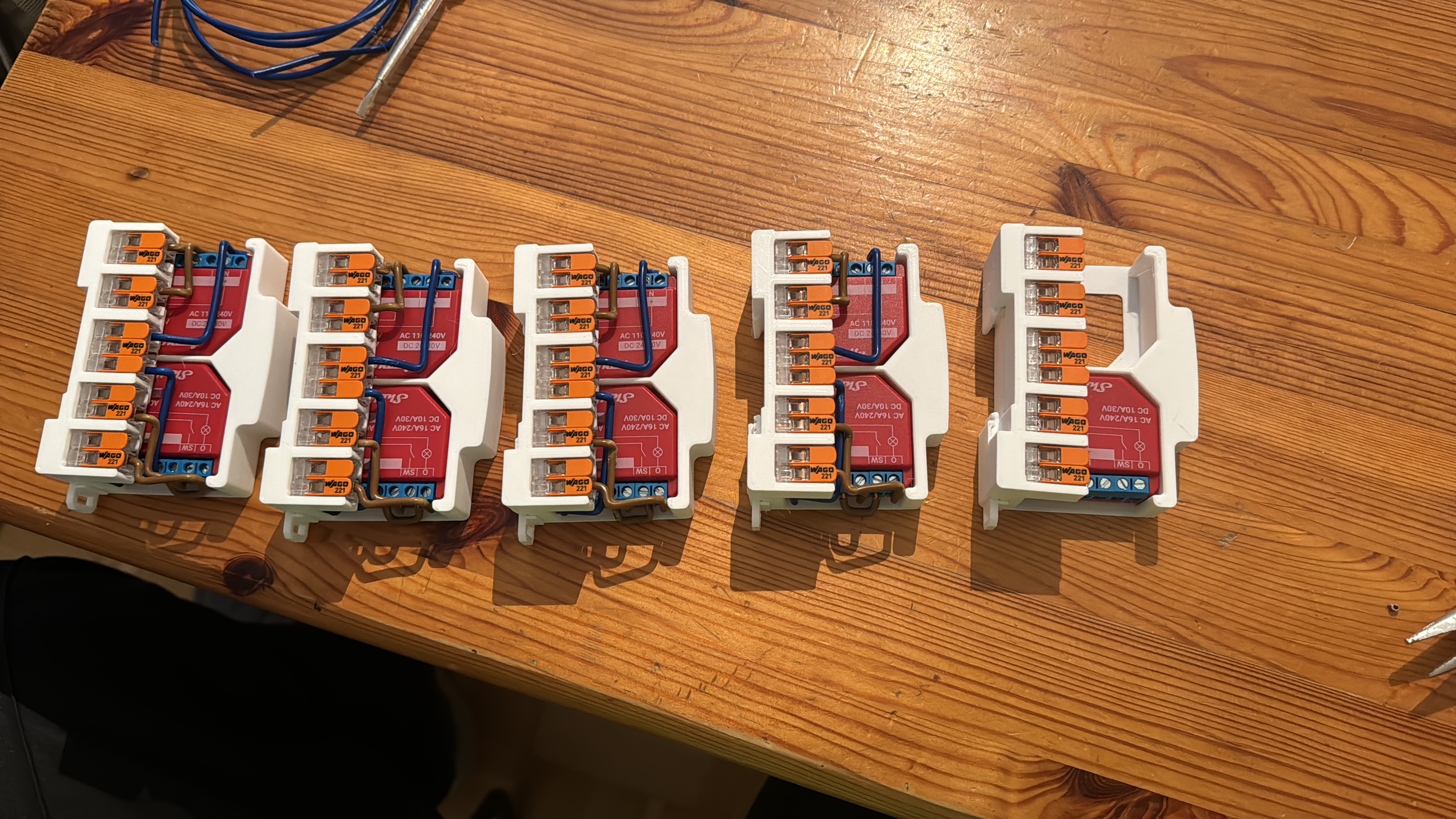 Shelly Plus / Wago Din Rail Bracket by maik11488 | Download free STL ...