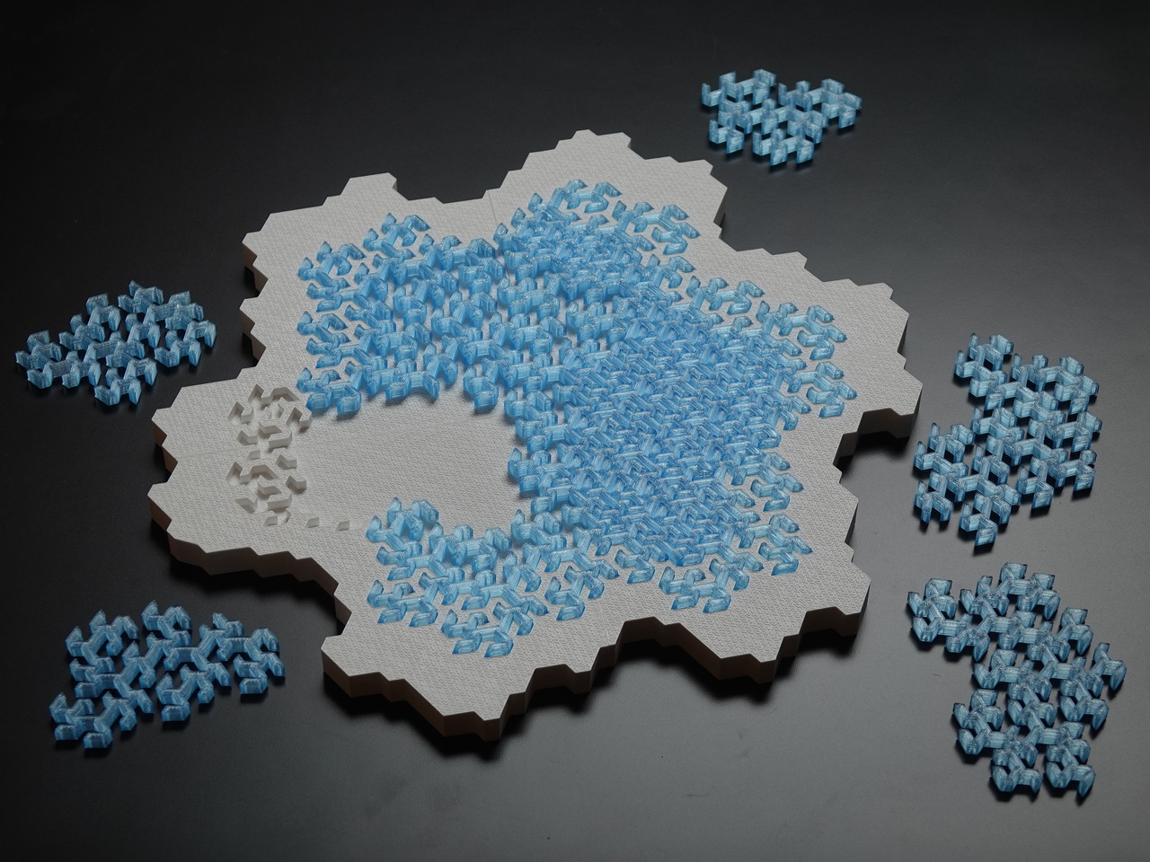 Flowsnake Fractal Puzzle by Svw | Download free STL model | Printables.com