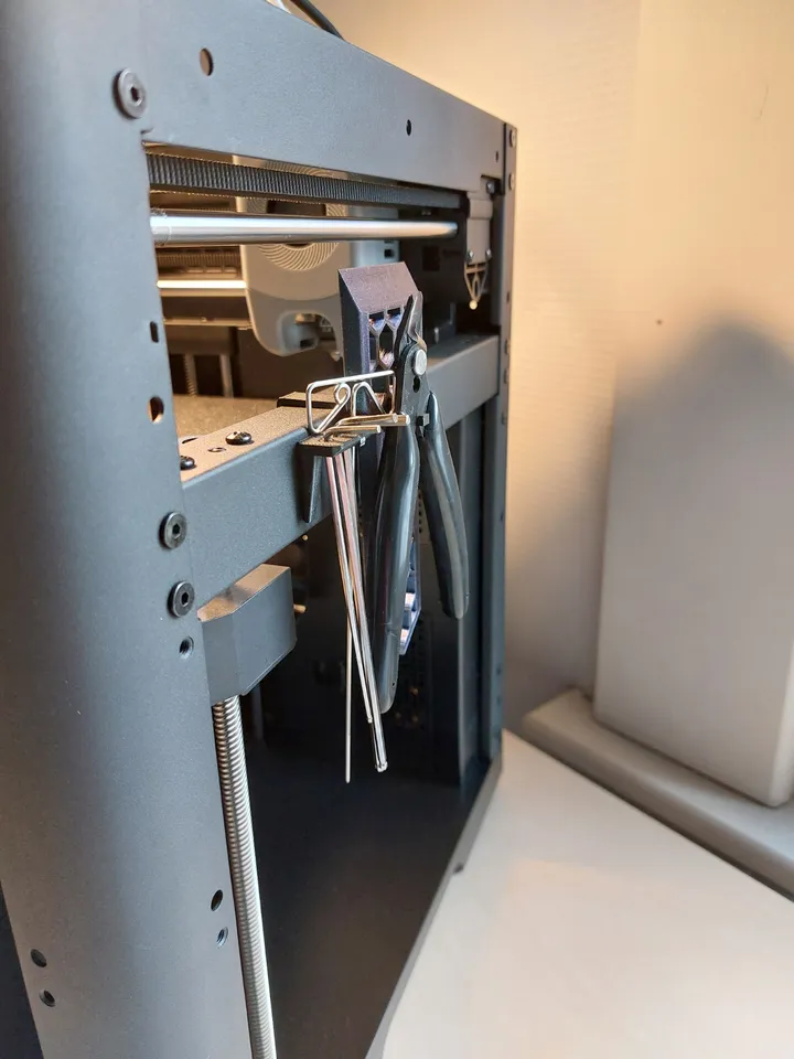 Flashforge Adventurer 5M Tool Holder by PrintingW | Download free STL ...