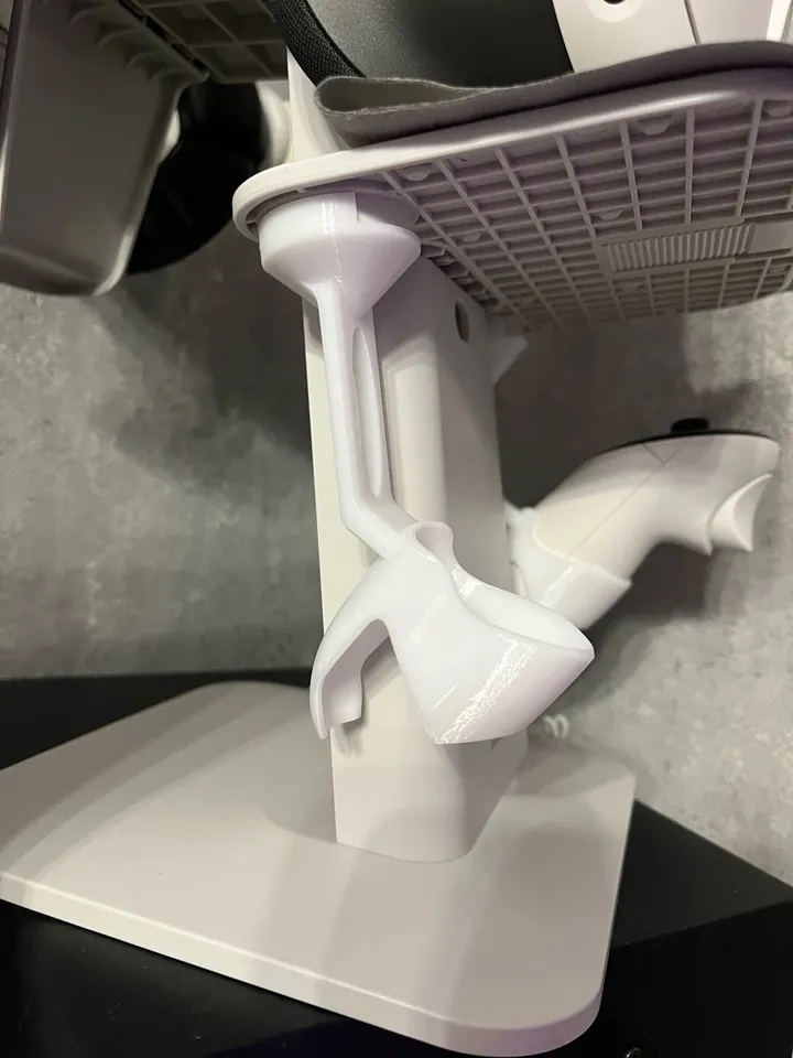 Quest 3 controllers holders for Kiwi Quest 2 stand by Max Sem ...
