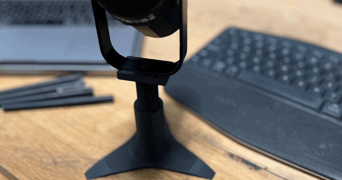 Podcast Microphone (SL40) Table Stand by ajenabi | Download free STL ...