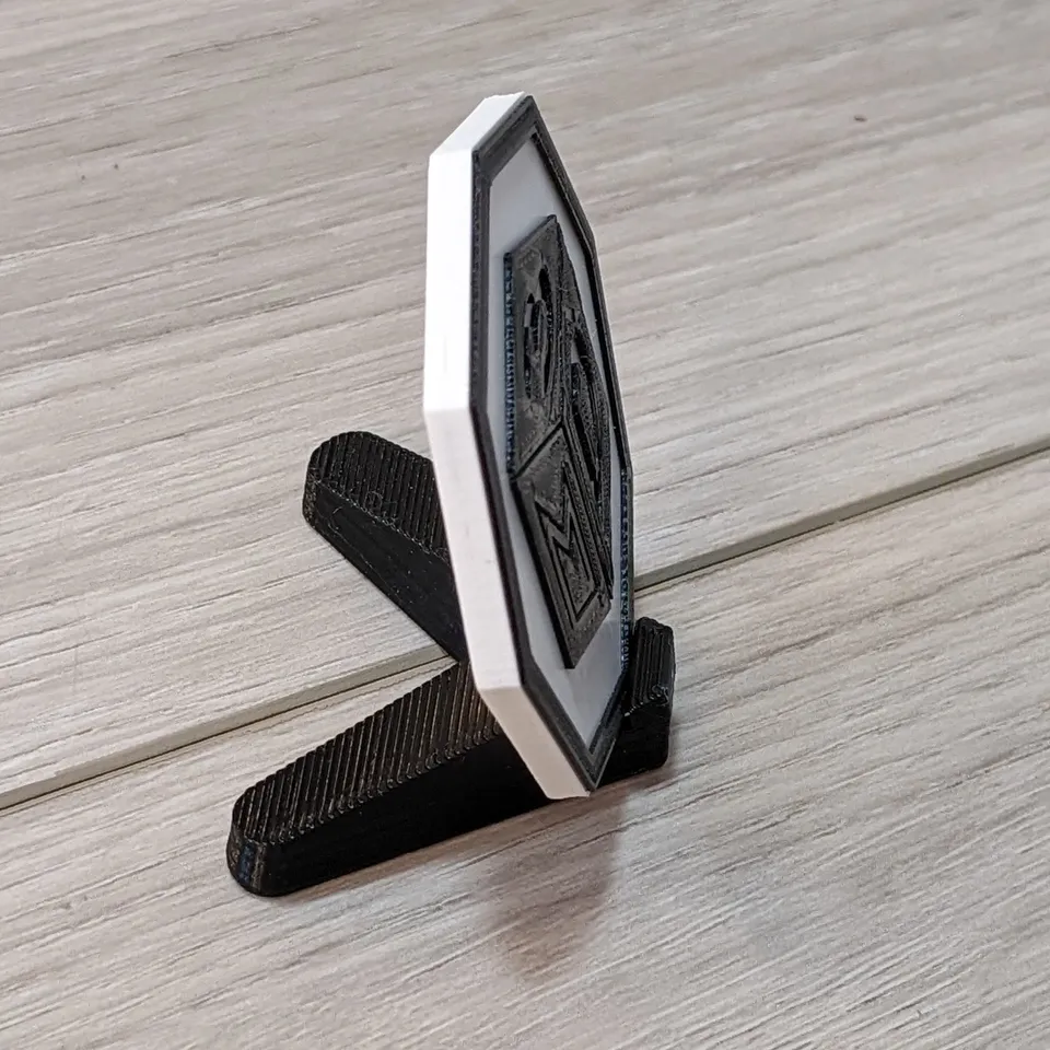 Challenge Coin Stand/Holder by McMaker3D | Download free STL model ...