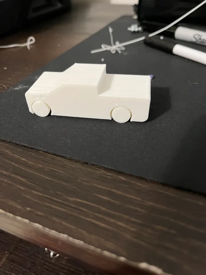 Print in place truck (With Spinning Wheels!) by gavin3D | Download free ...